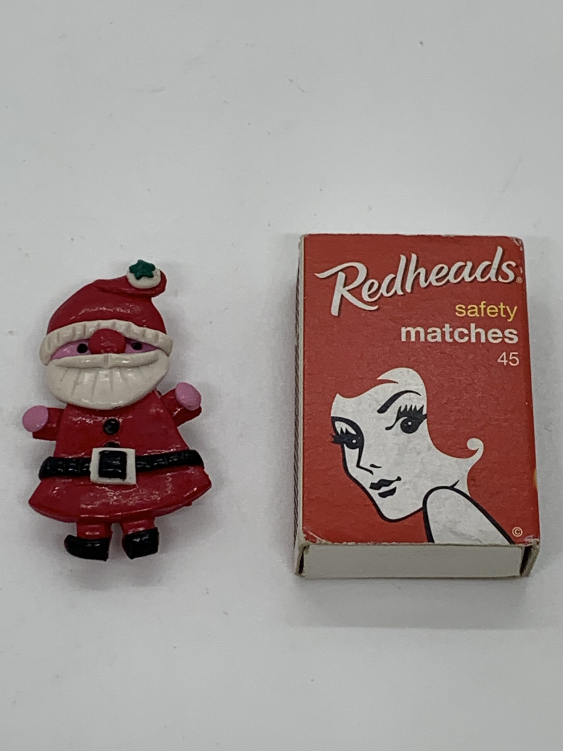 Santa Claus Pin - Vintage Keepsakes