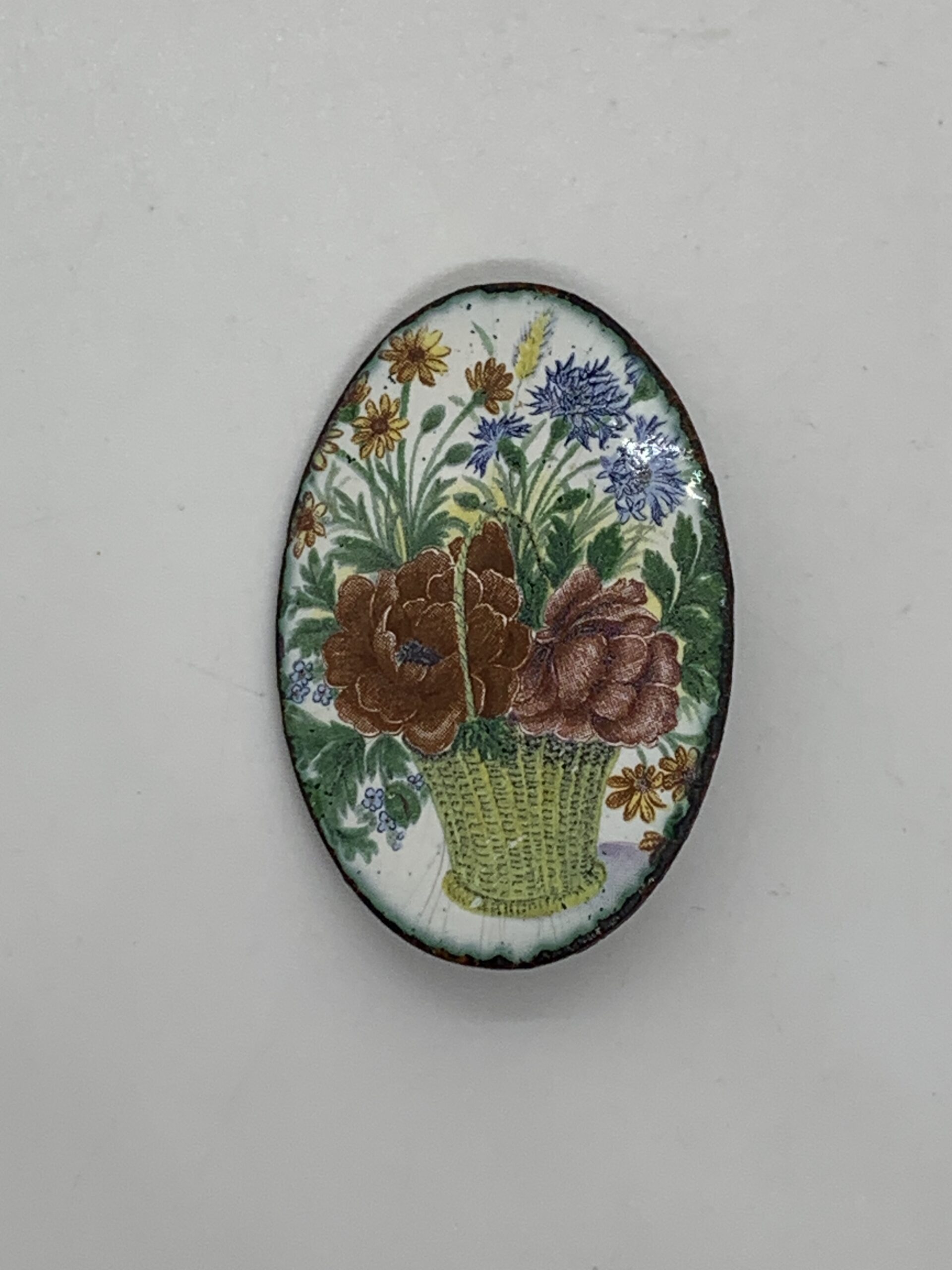 Vintage Enamel Brooch with Floral Design 5cm hide - Vintage Keepsakes