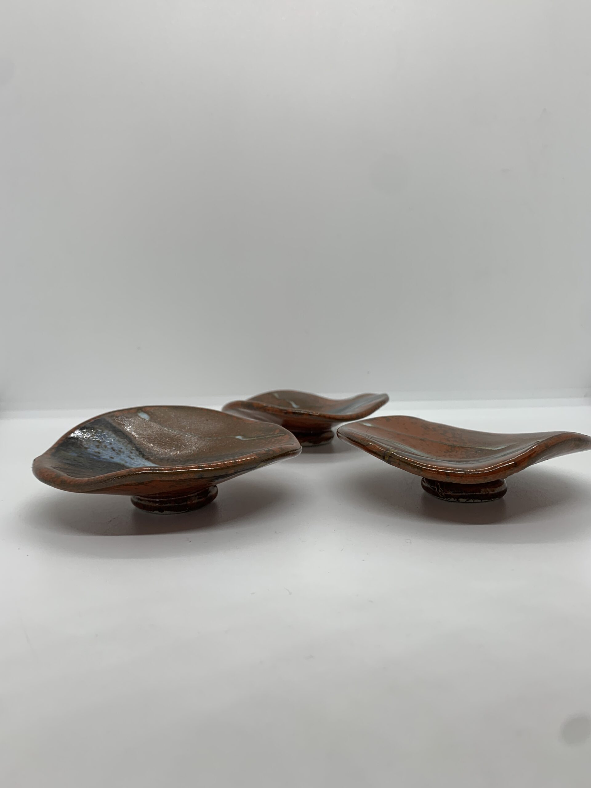 Set of 3 One Tree Hill Pottery Small Dishes 9cm - Vintage Keepsakes