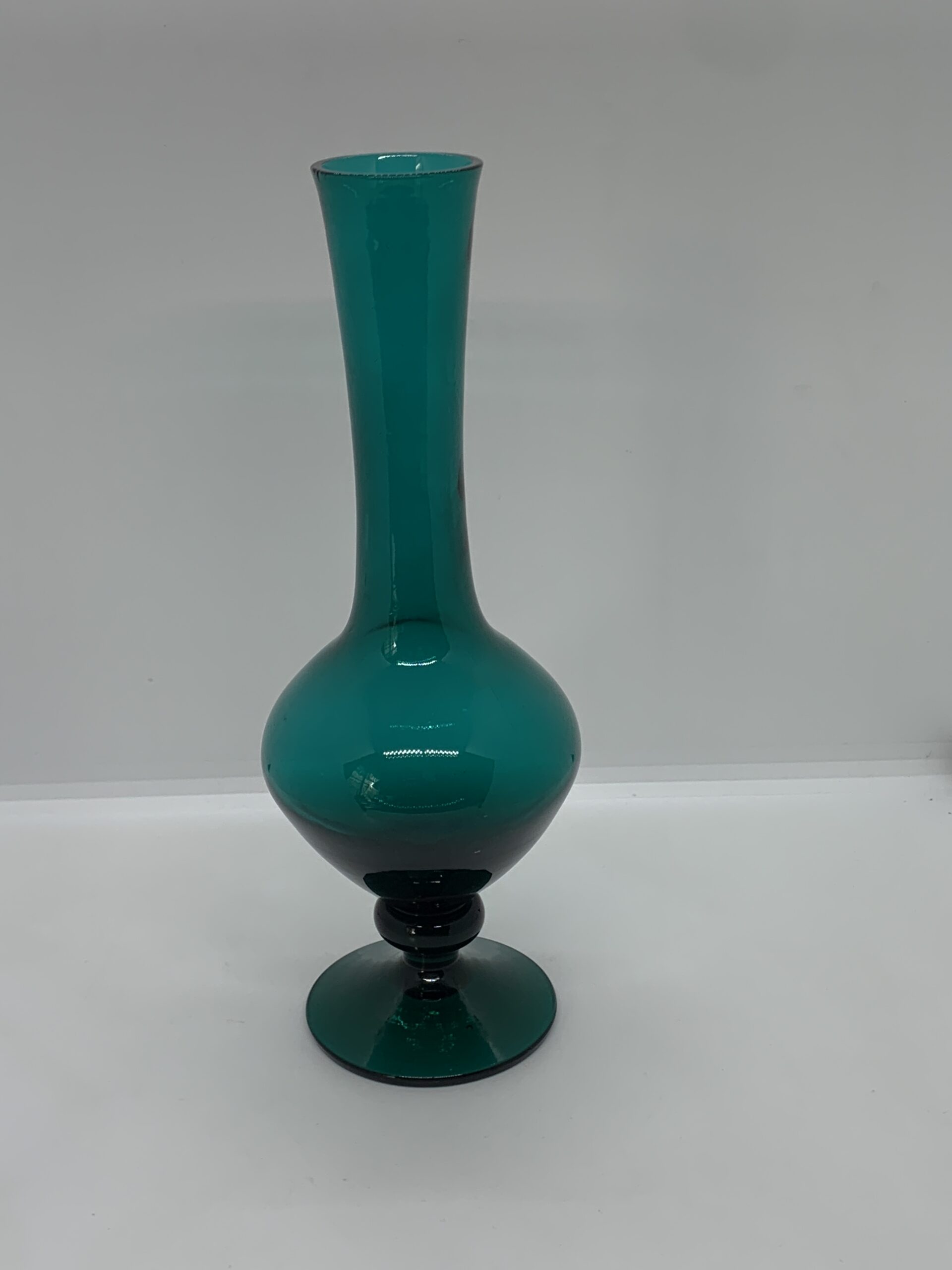 Lovely Tall Teal Glass Vase 25cm - Vintage Keepsakes