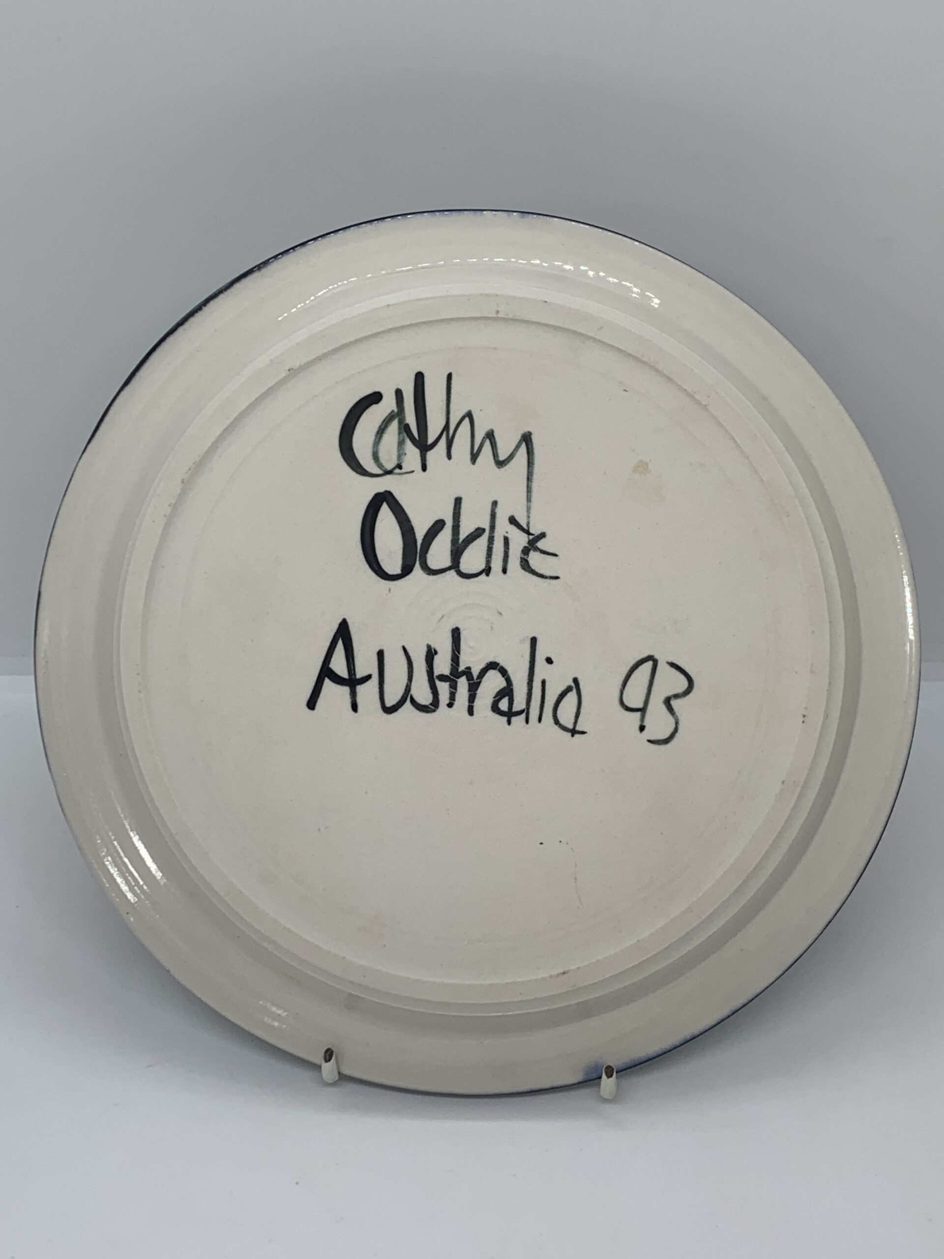 Cathy Oddie Australian Pottery Plate 25cm - Vintage Keepsakes