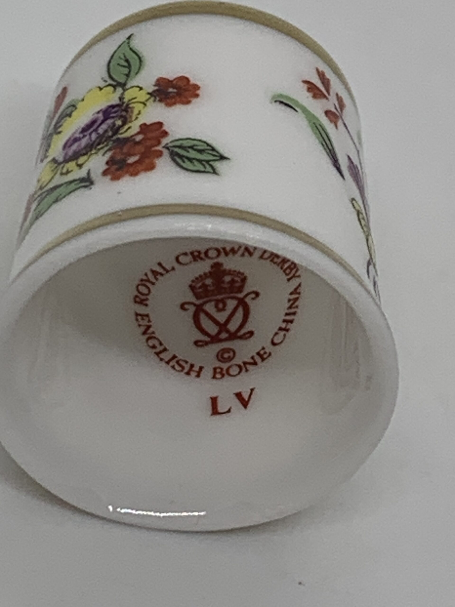 Royal Crown Derby Spring Flower Thimble - Vintage Keepsakes