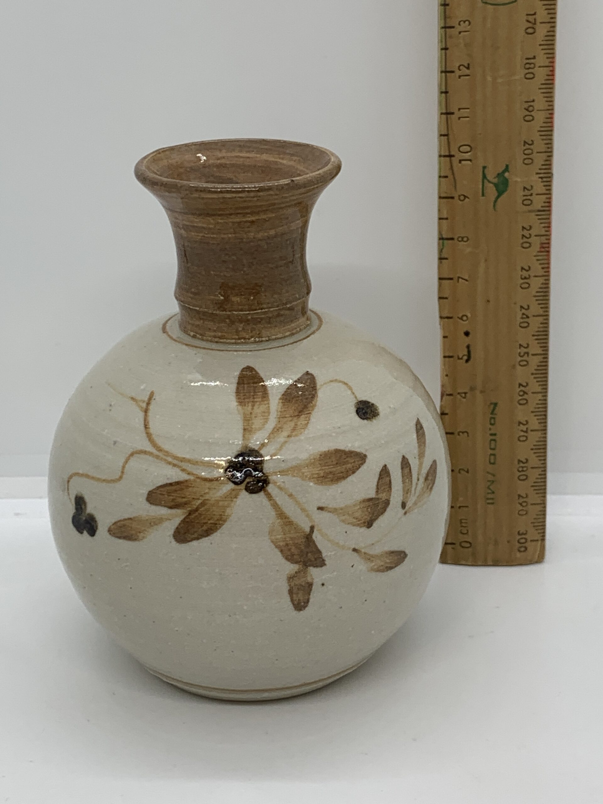 Edinburgh Pottery Ballarat Vase 11cm - Vintage Keepsakes