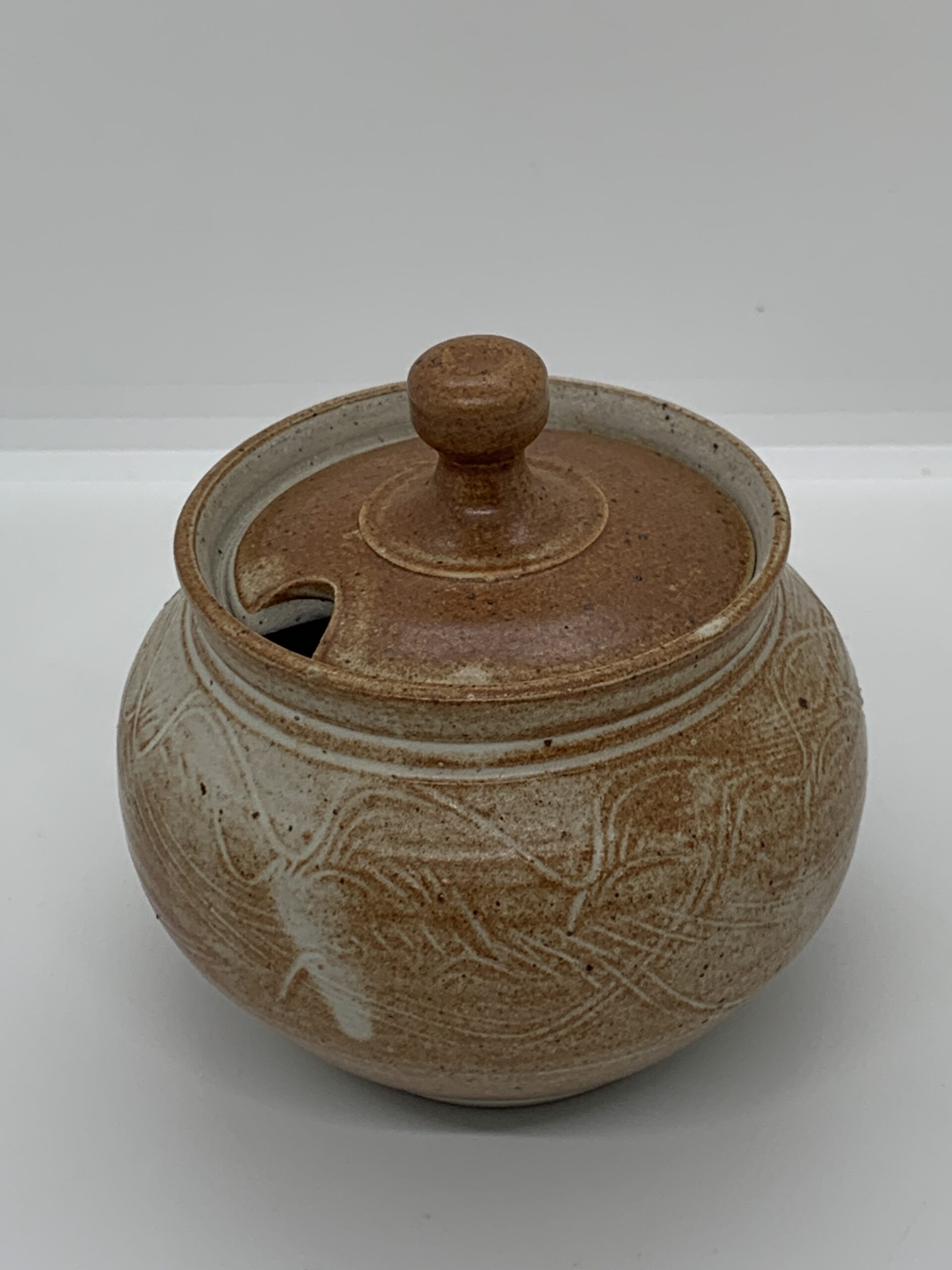 Bronwyn Clarke Australian Pottery Lidded Sugar Bowl 9cm - Vintage Keepsakes