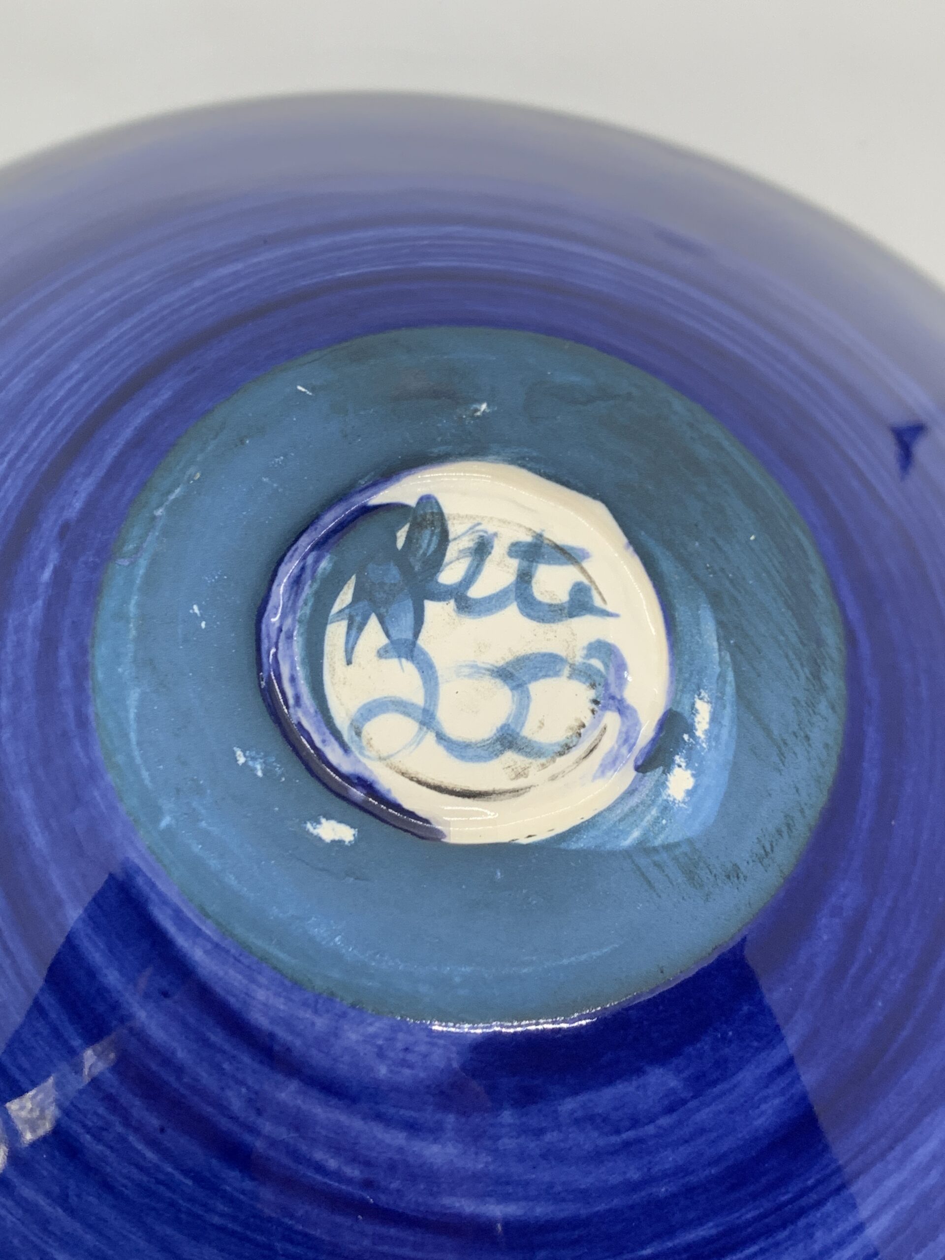 Kate Blue Pottery with Floral Edge Bowl 23cm - Vintage Keepsakes