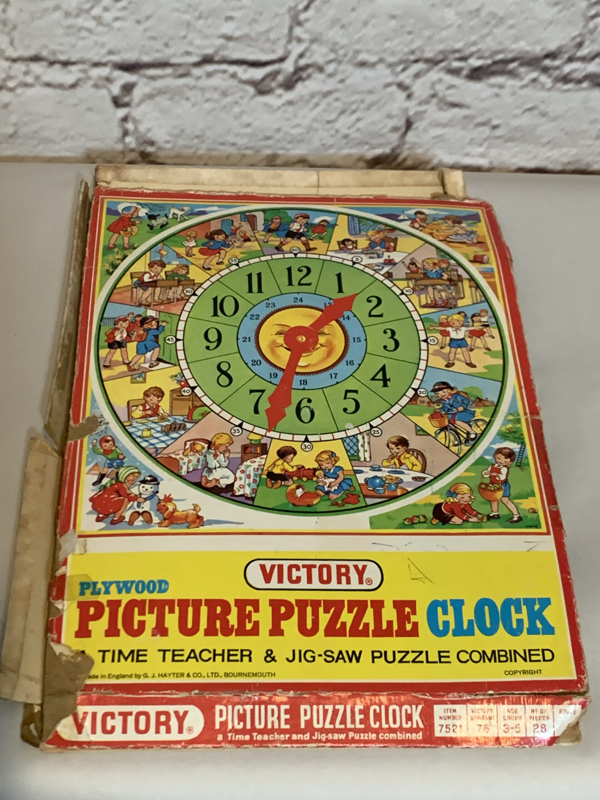 Victory Picture Puzzle Clock (missing hands) - Vintage Keepsakes