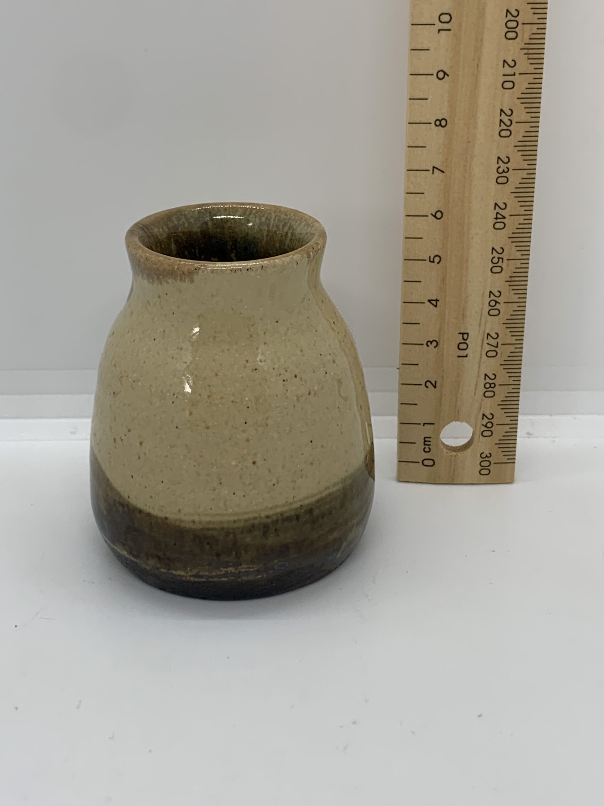 Small RM Beck Australian Pottery Vase 7cm - Vintage Keepsakes