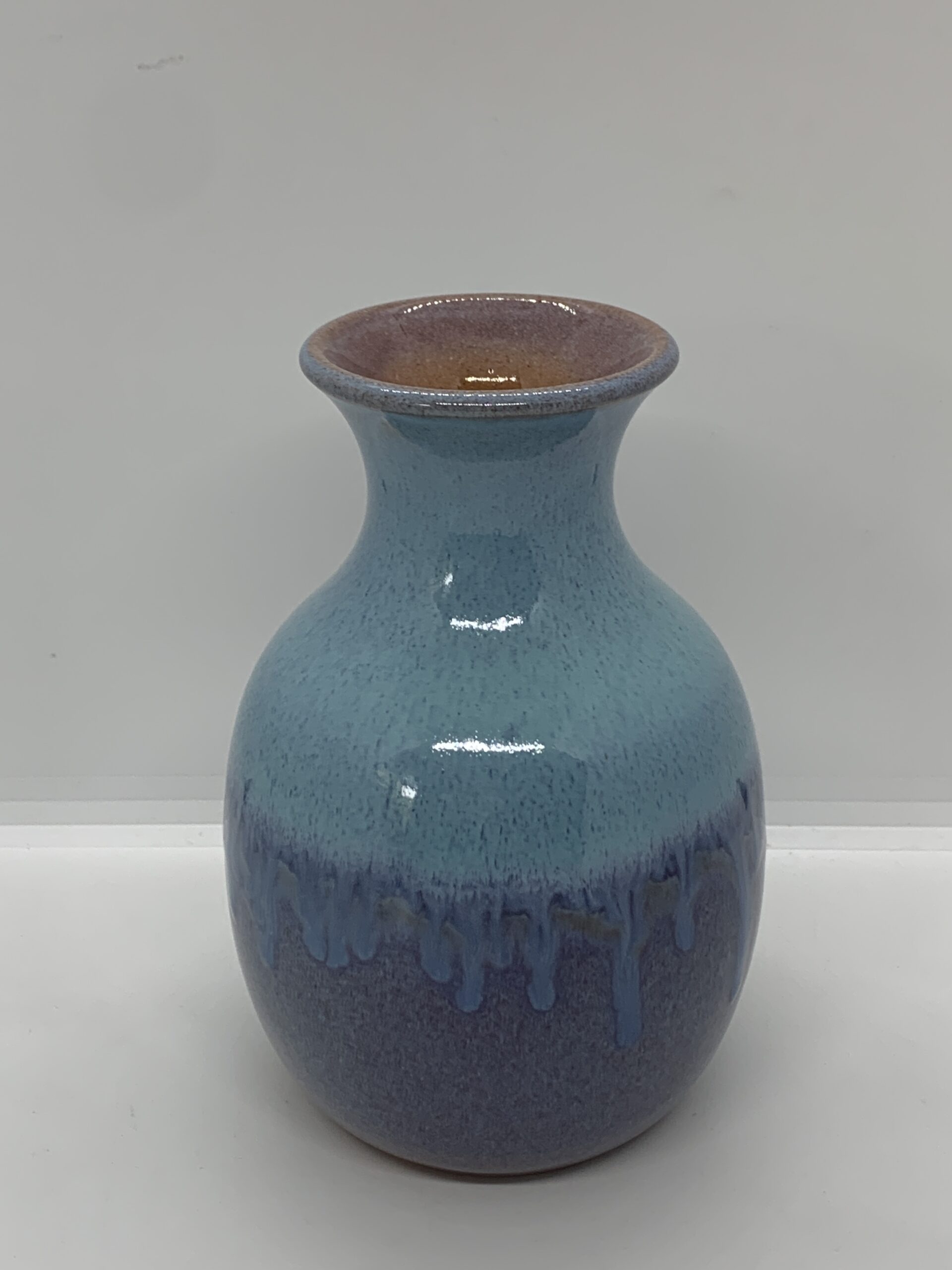 Eric Juckert To Tone Blue Australian Pottery Vase 16cm - Vintage Keepsakes
