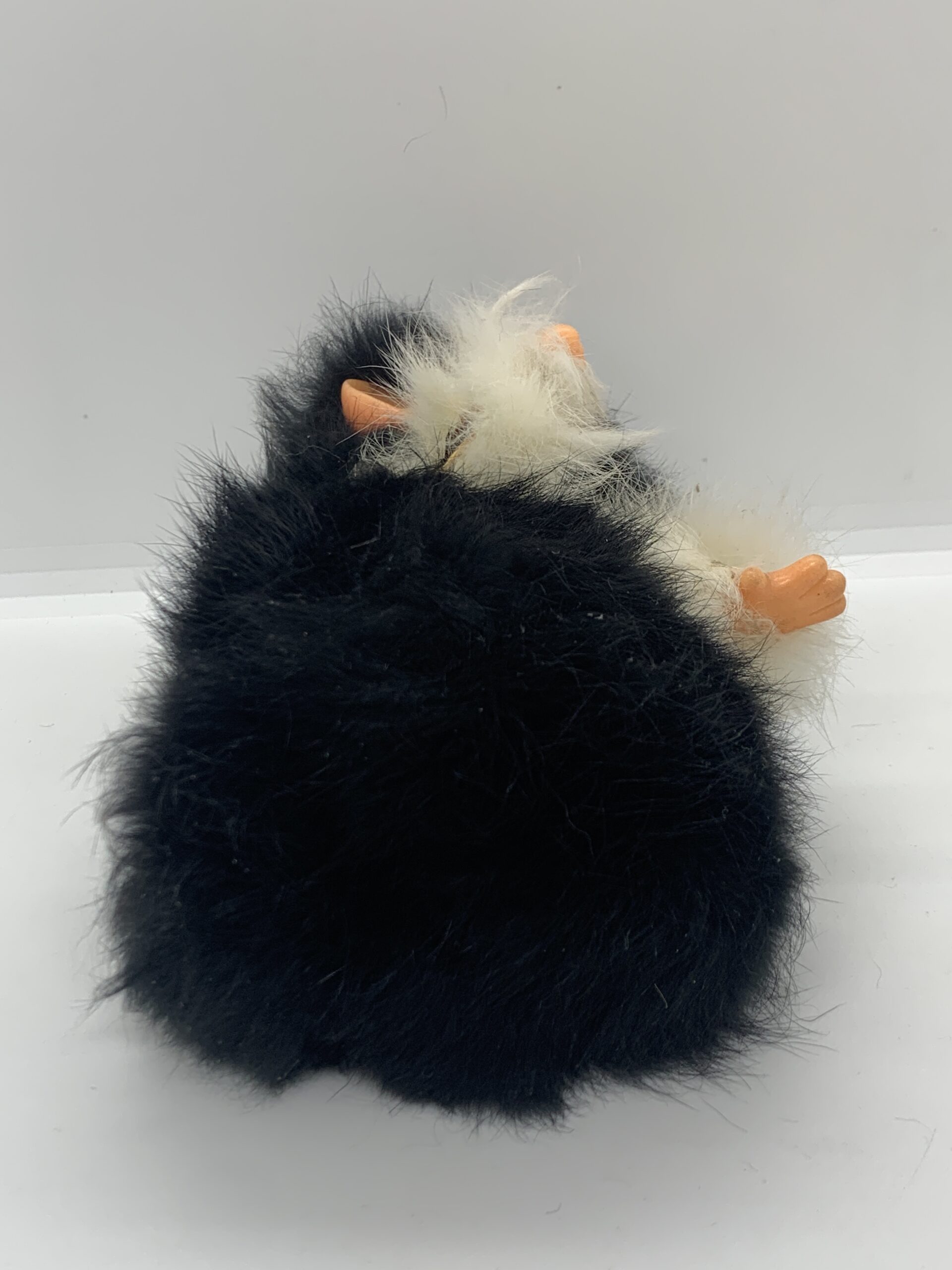 Vintage Monchichi Thumb Sucker Plush 18cm - Vintage Keepsakes