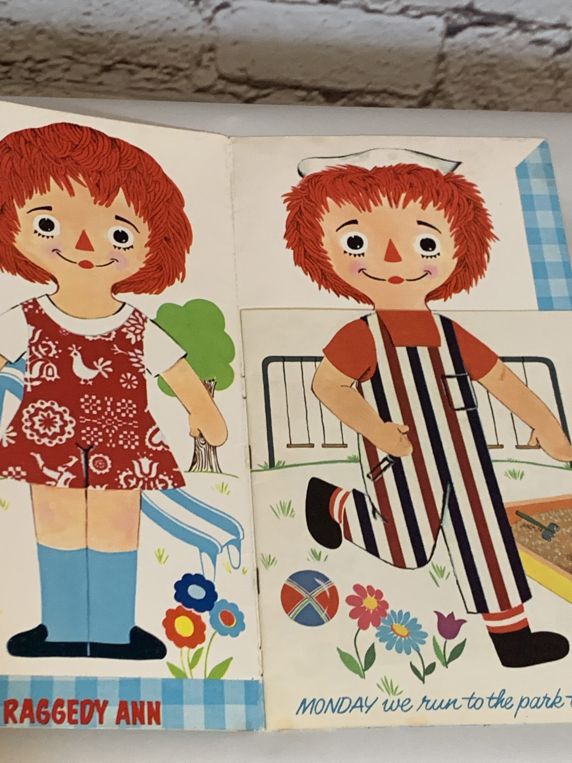 Raggedy Ann and Andy - A First Doll Book 1970 33cm - Vintage Keepsakes