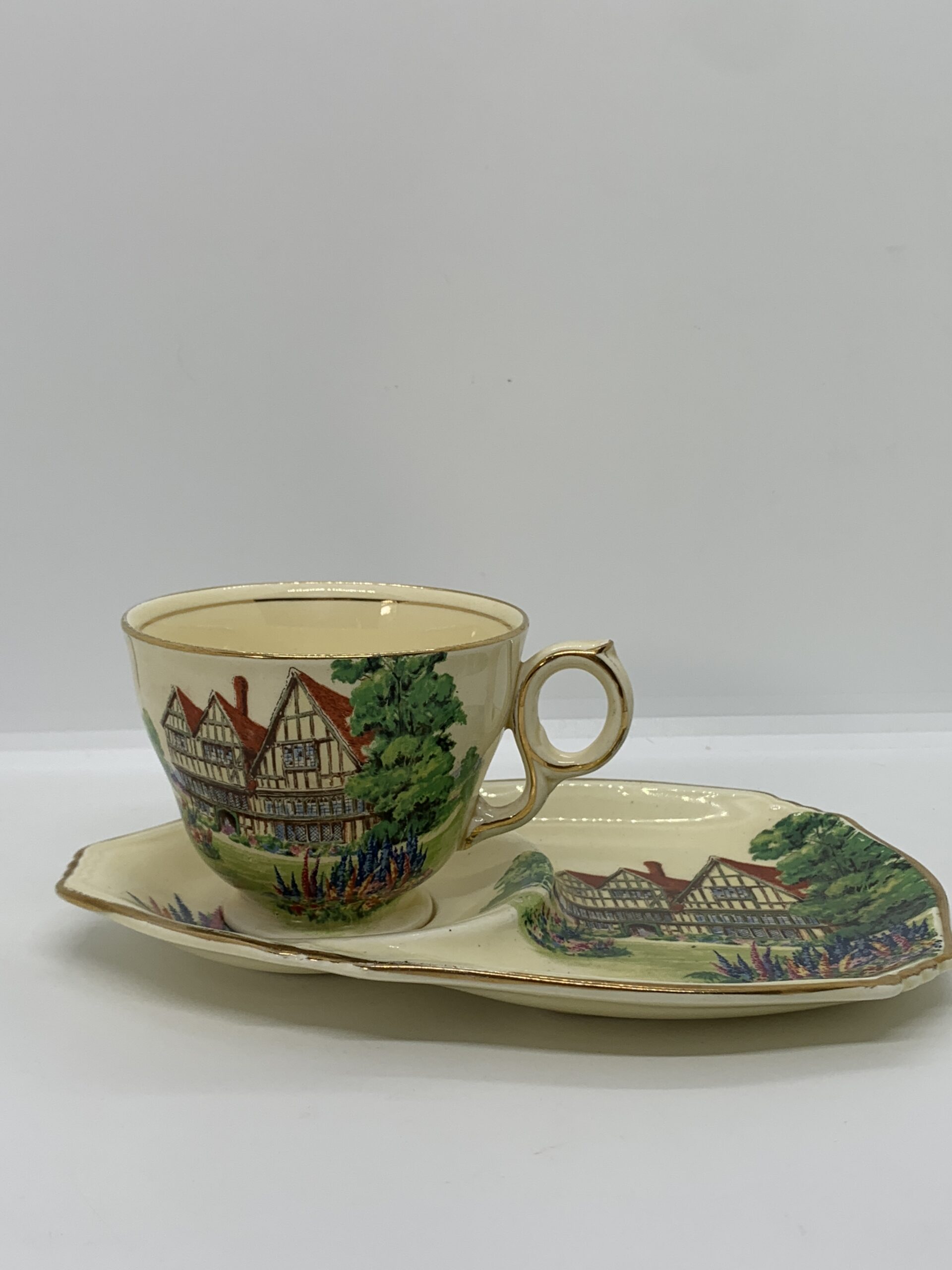 Vintage Royal Winton Old English Manor House Tennis Set - Vintage Keepsakes