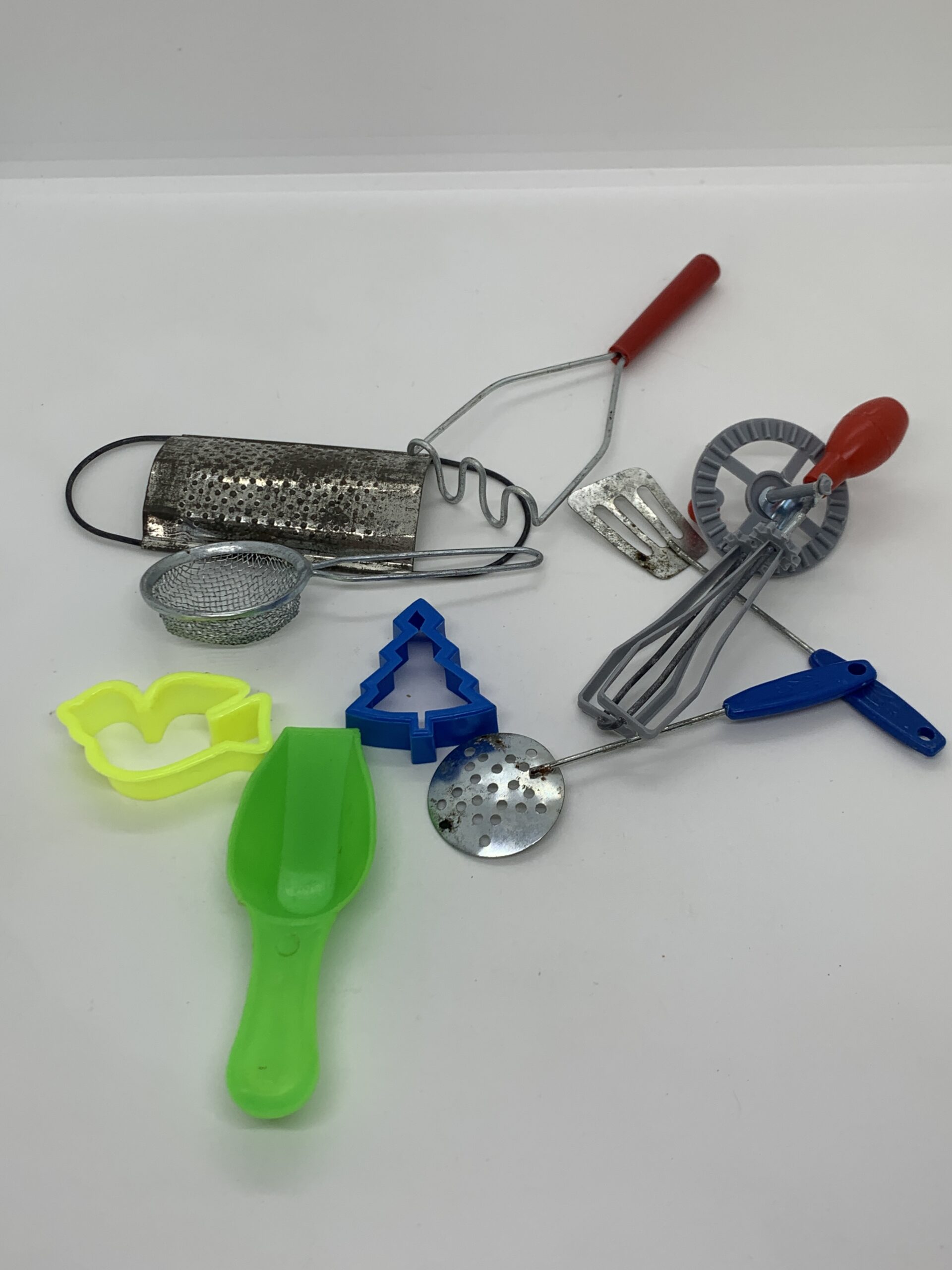 Kids Toy Cooking Utensil Set - Vintage Keepsakes