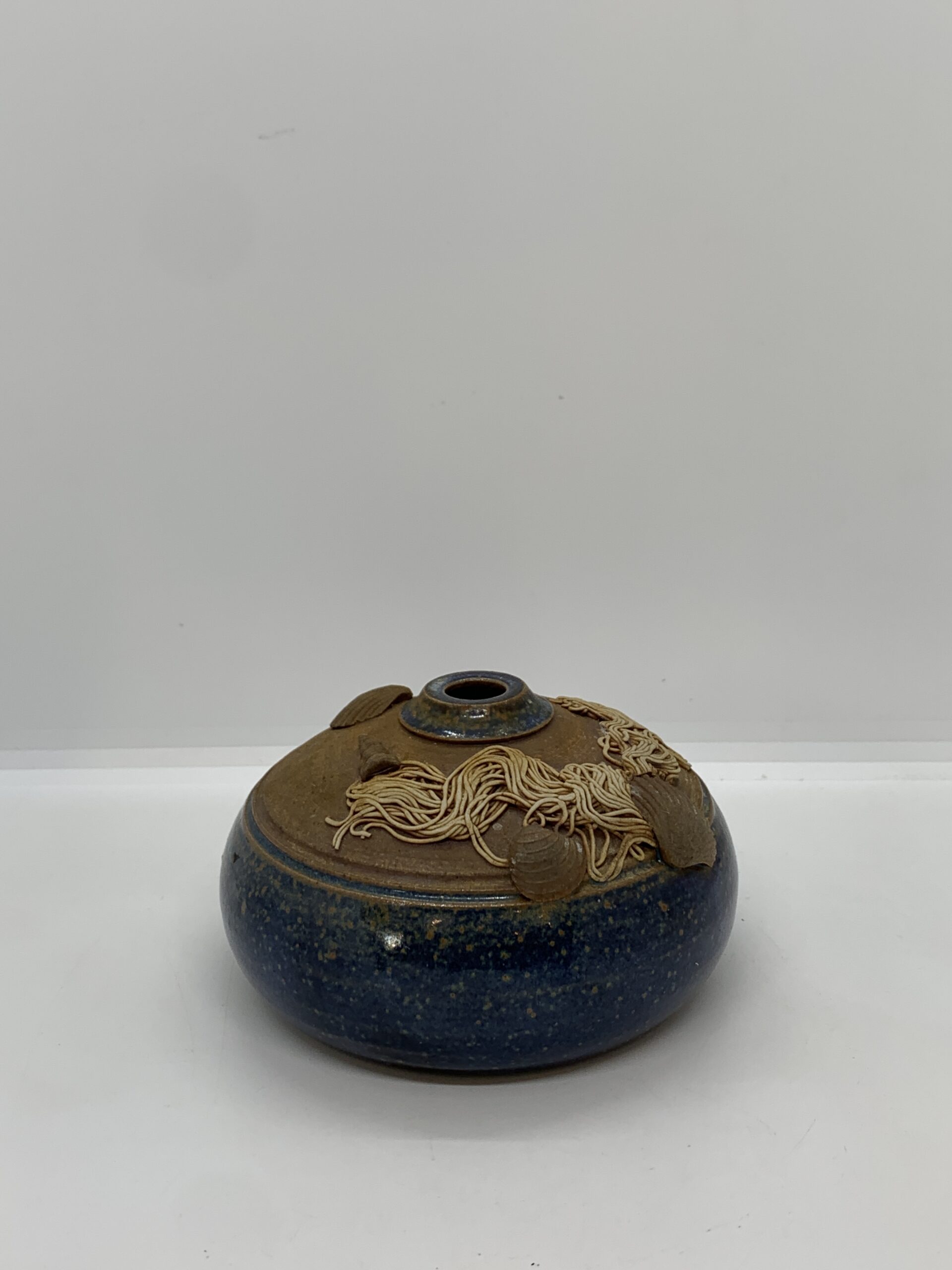 Red Dog Pottery Shell Themed Pottery Bowl 12cm wide - Vintage Keepsakes