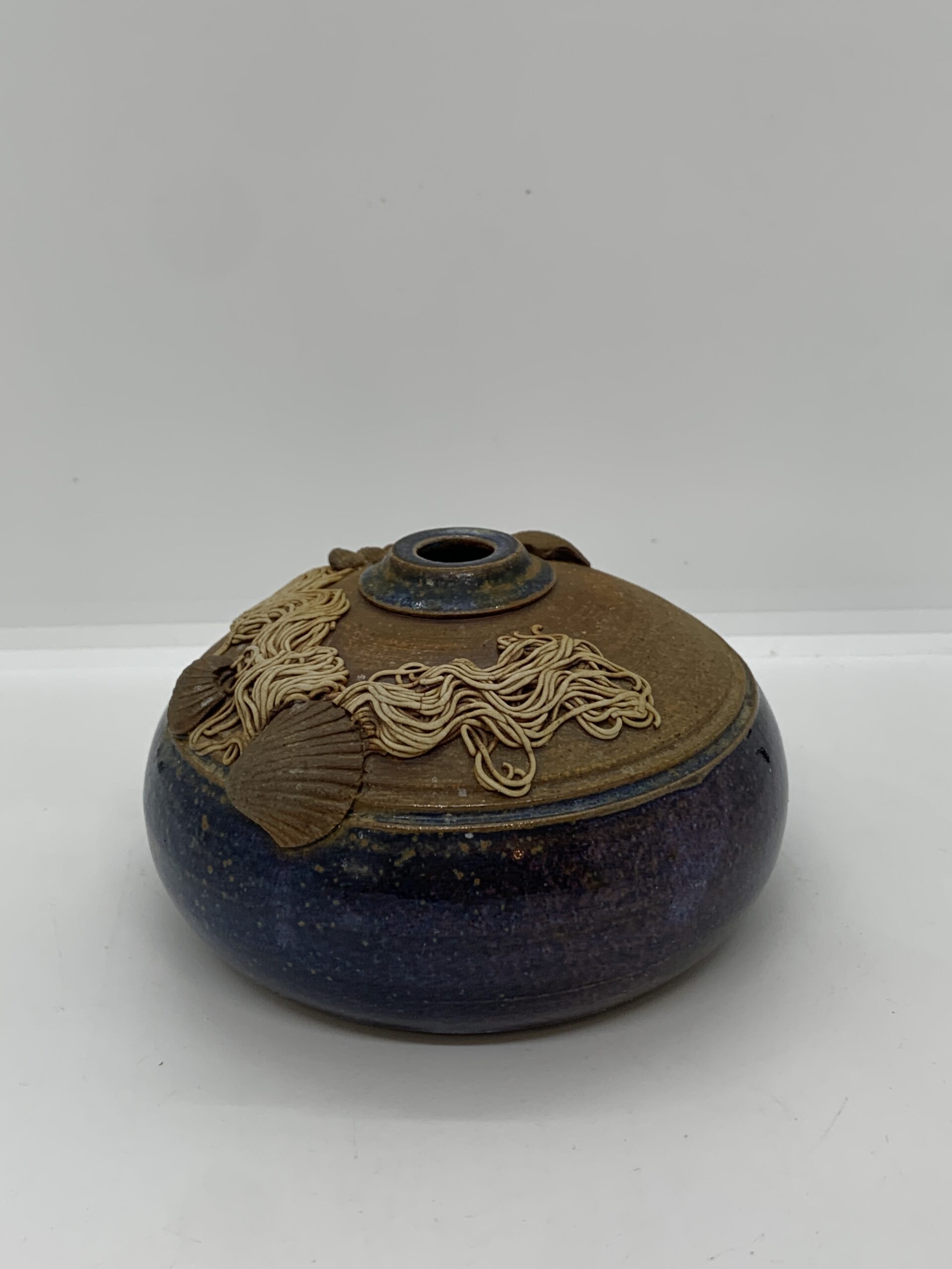 Red Dog Pottery Shell Themed Pottery Bowl 12cm wide - Vintage Keepsakes