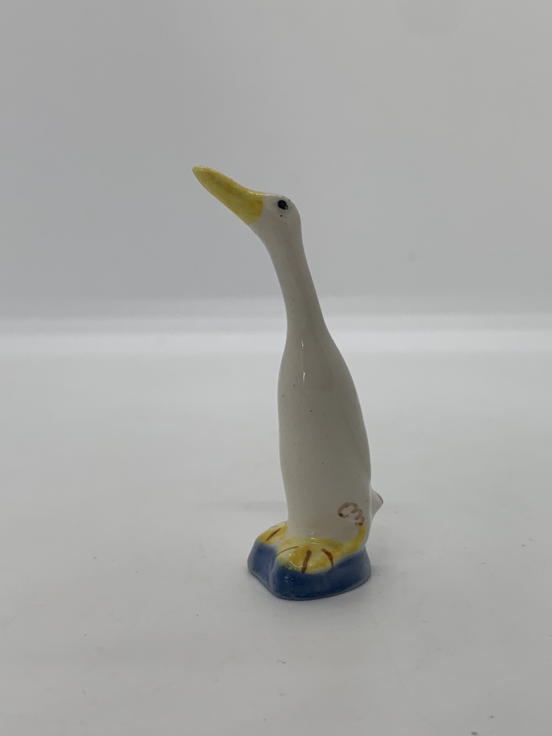Vintage Wade Long Neck Duck Head Up (Uncommon) 6cm - Vintage Keepsakes