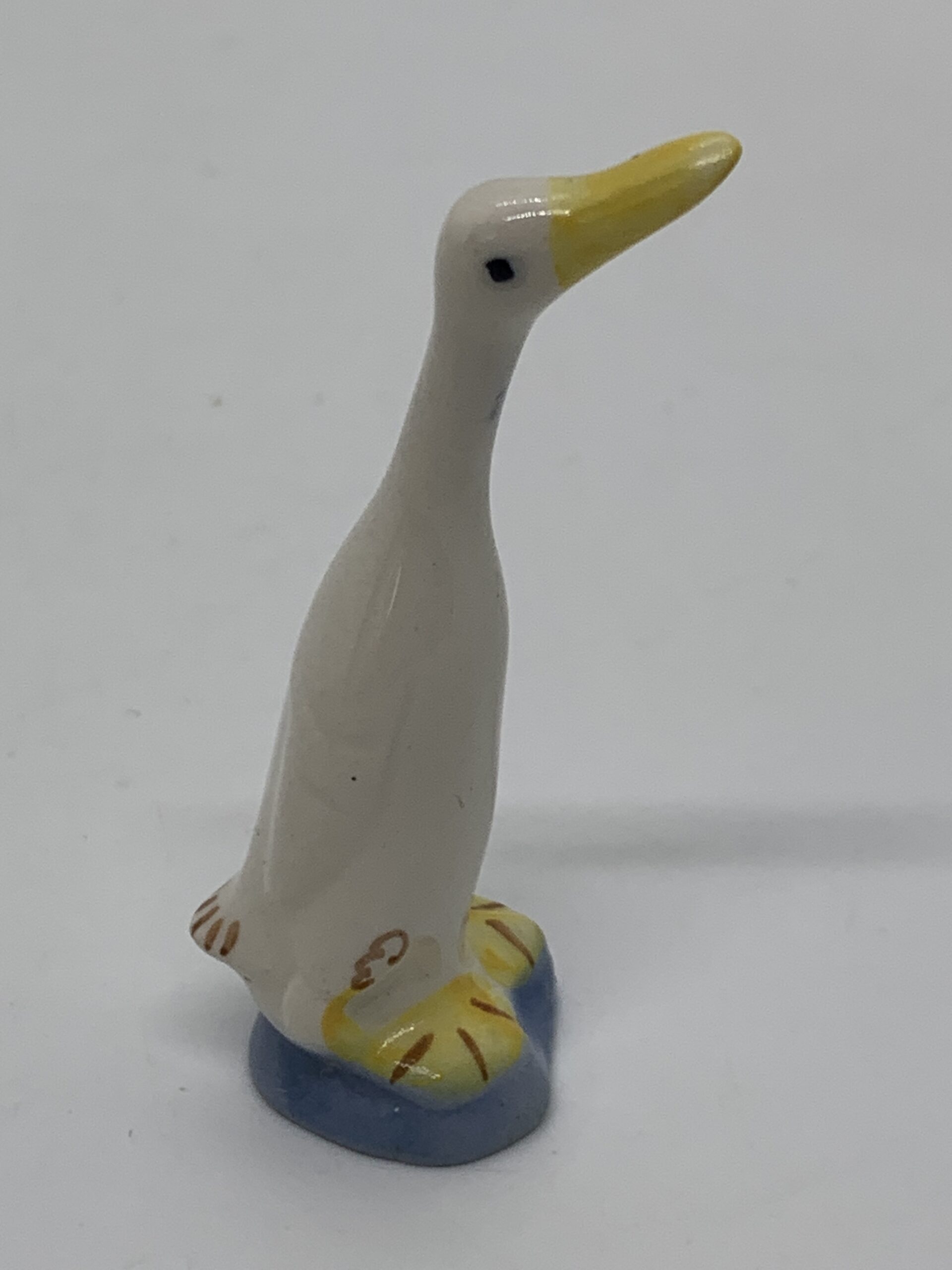 Vintage Wade Long Neck Duck Head Up (Uncommon) 6cm - Vintage Keepsakes