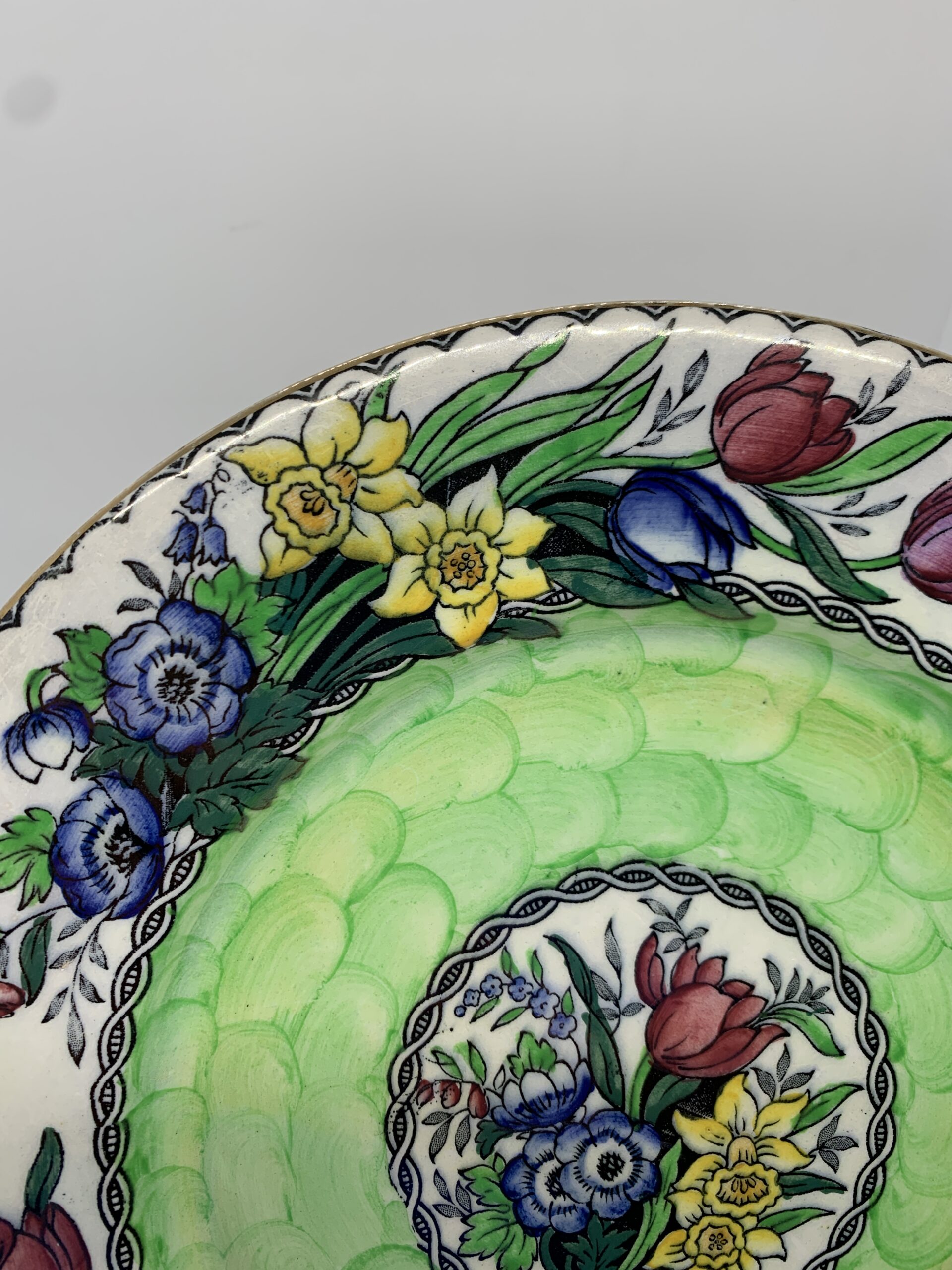 Maling Ware Green Springtime Floral Plate 28cm - Vintage Keepsakes
