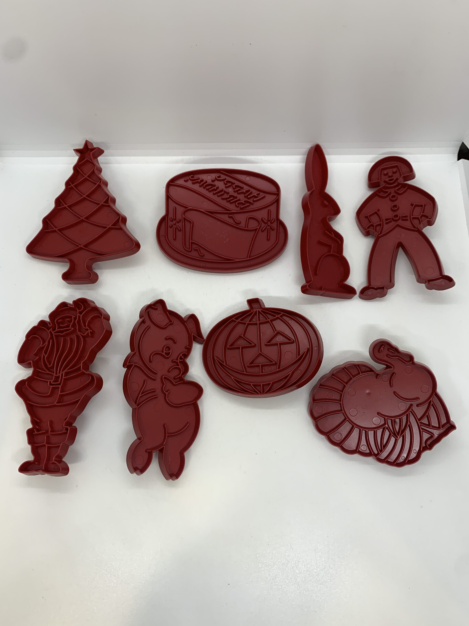 Vintage Tupperware Holiday Cookie Cutter 8 pc Set - Vintage Keepsakes