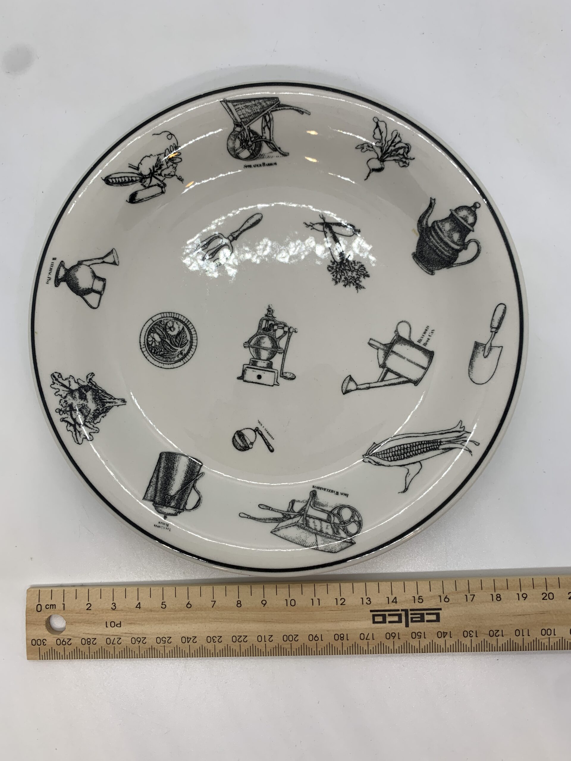 John Tams Plate 19cm - Vintage Keepsakes