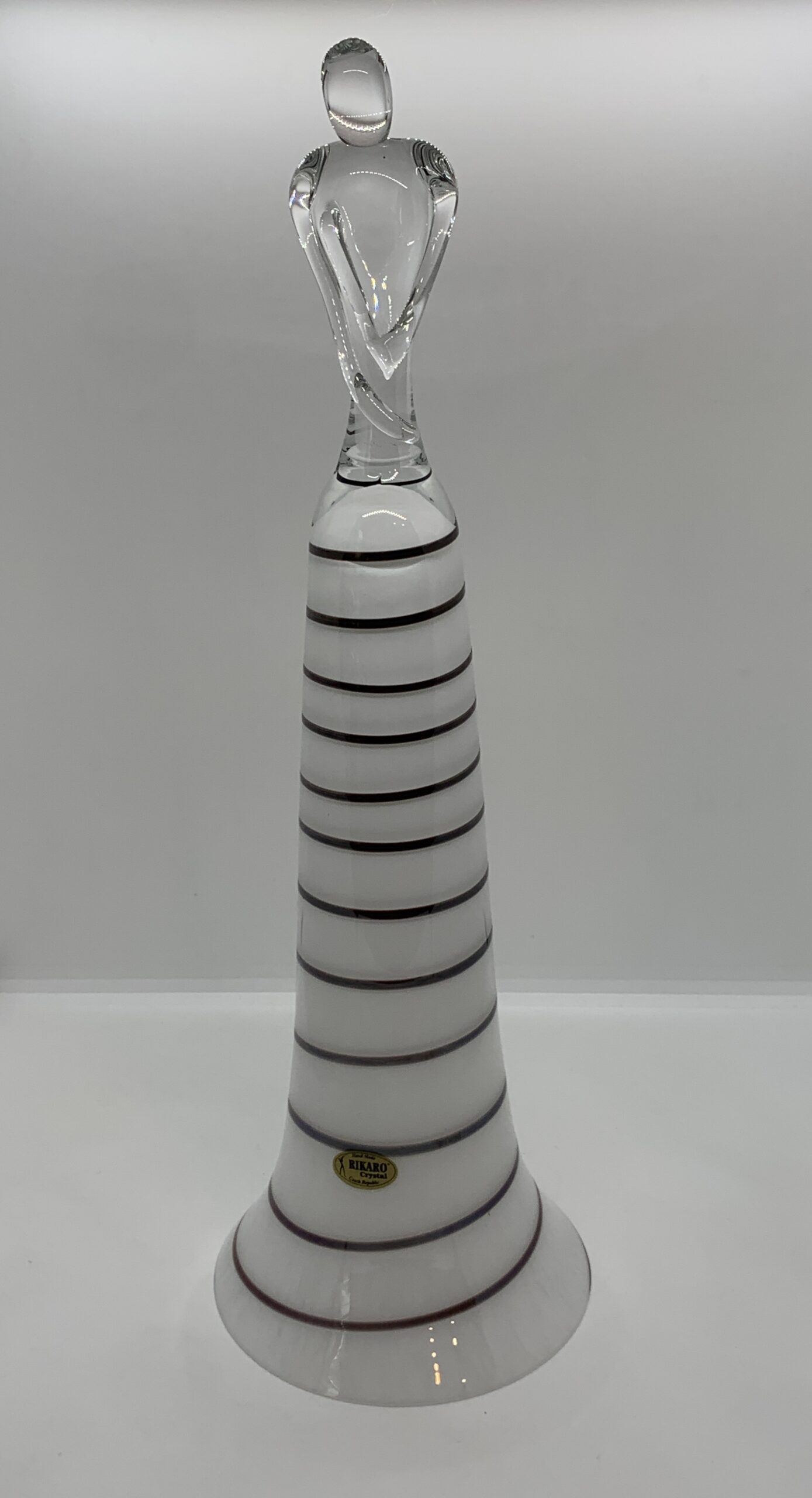 Rikaro / Hut Charlotta Hand Blown Czech Art Glass Torso Form 40cm ...