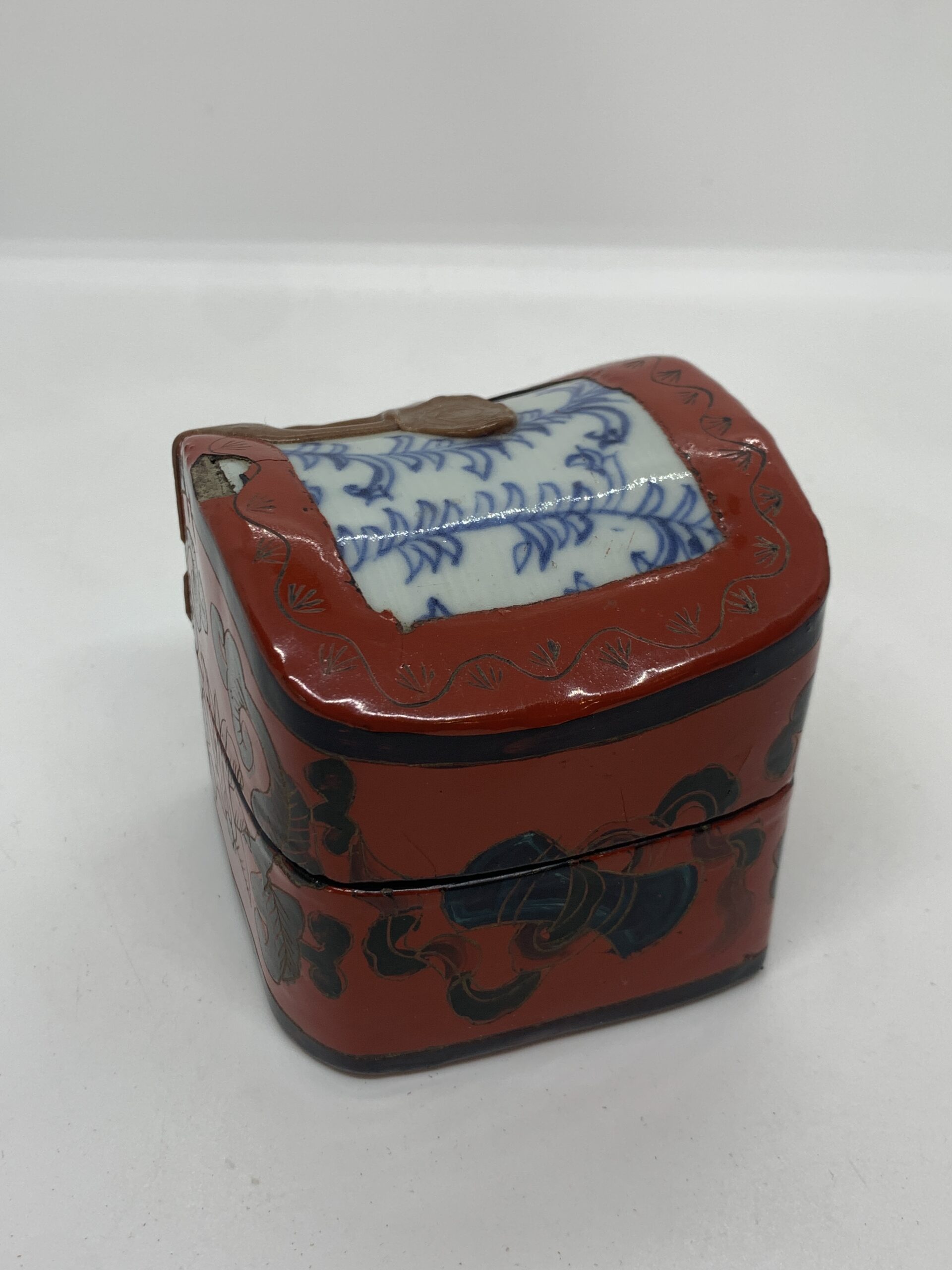 Chinese Lacquerware Shard Box Porcelain Lid Blue White with Customs ...