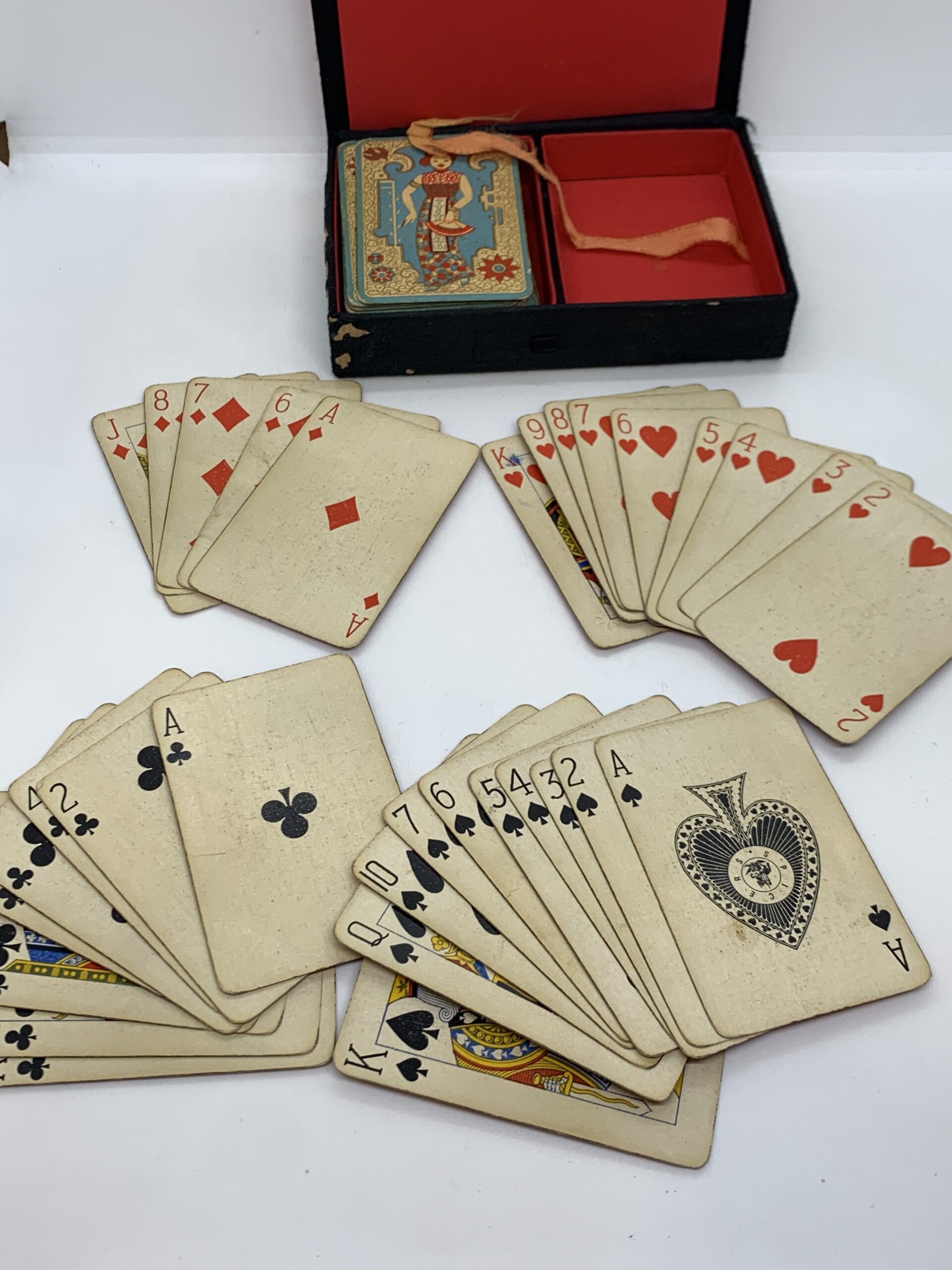 Oriental Boxed Playing Cards (1 deck complete) - Vintage Keepsakes