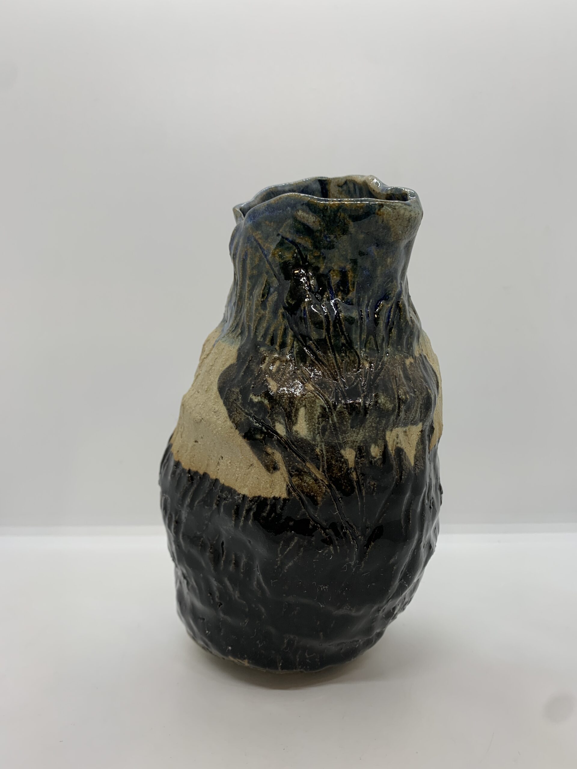 Rustic Incised Pattern Pottery Vase 18cm - Vintage Keepsakes