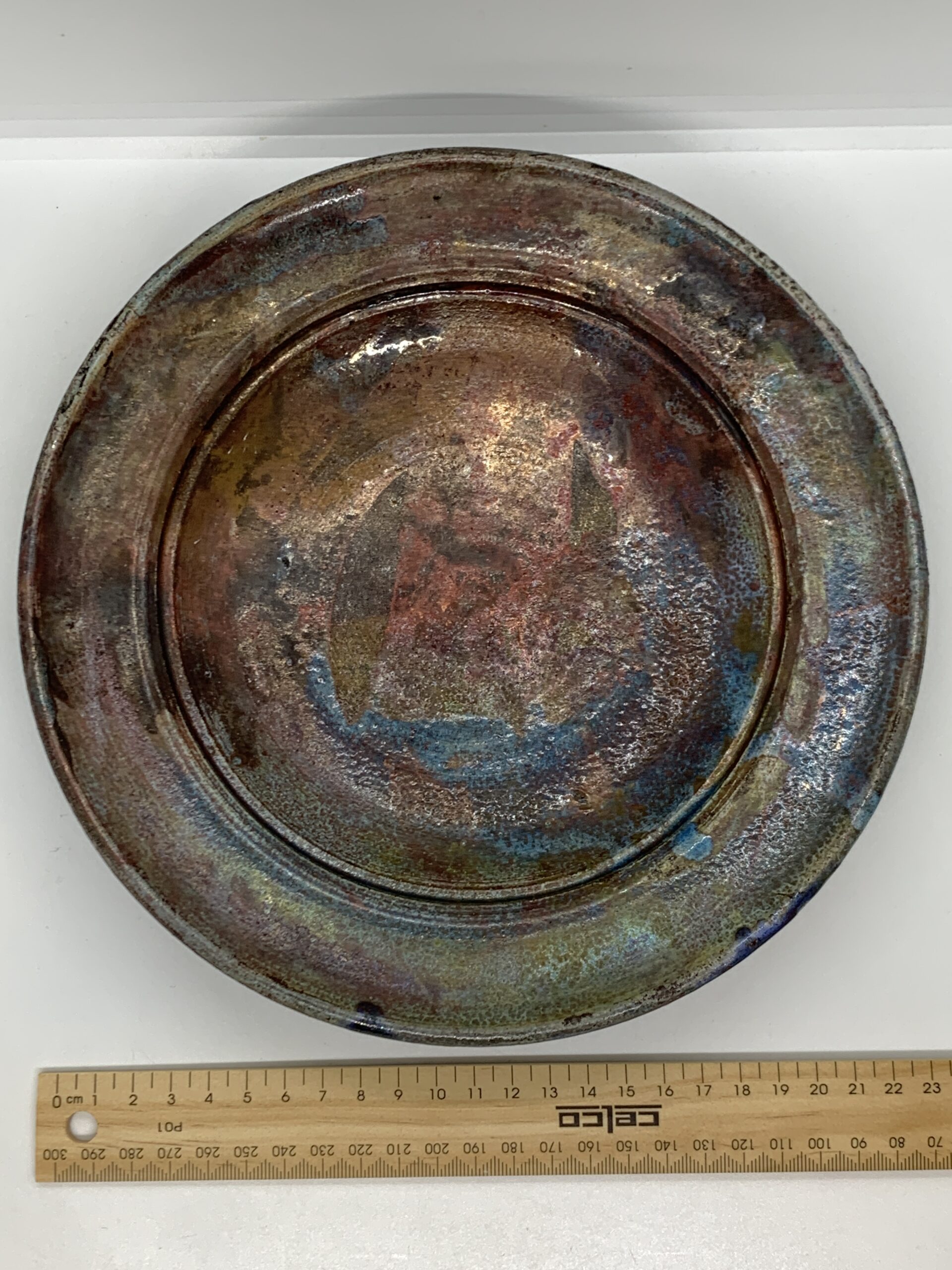 Raku Pottery Plate (incised mark to base) 23cm - Vintage Keepsakes