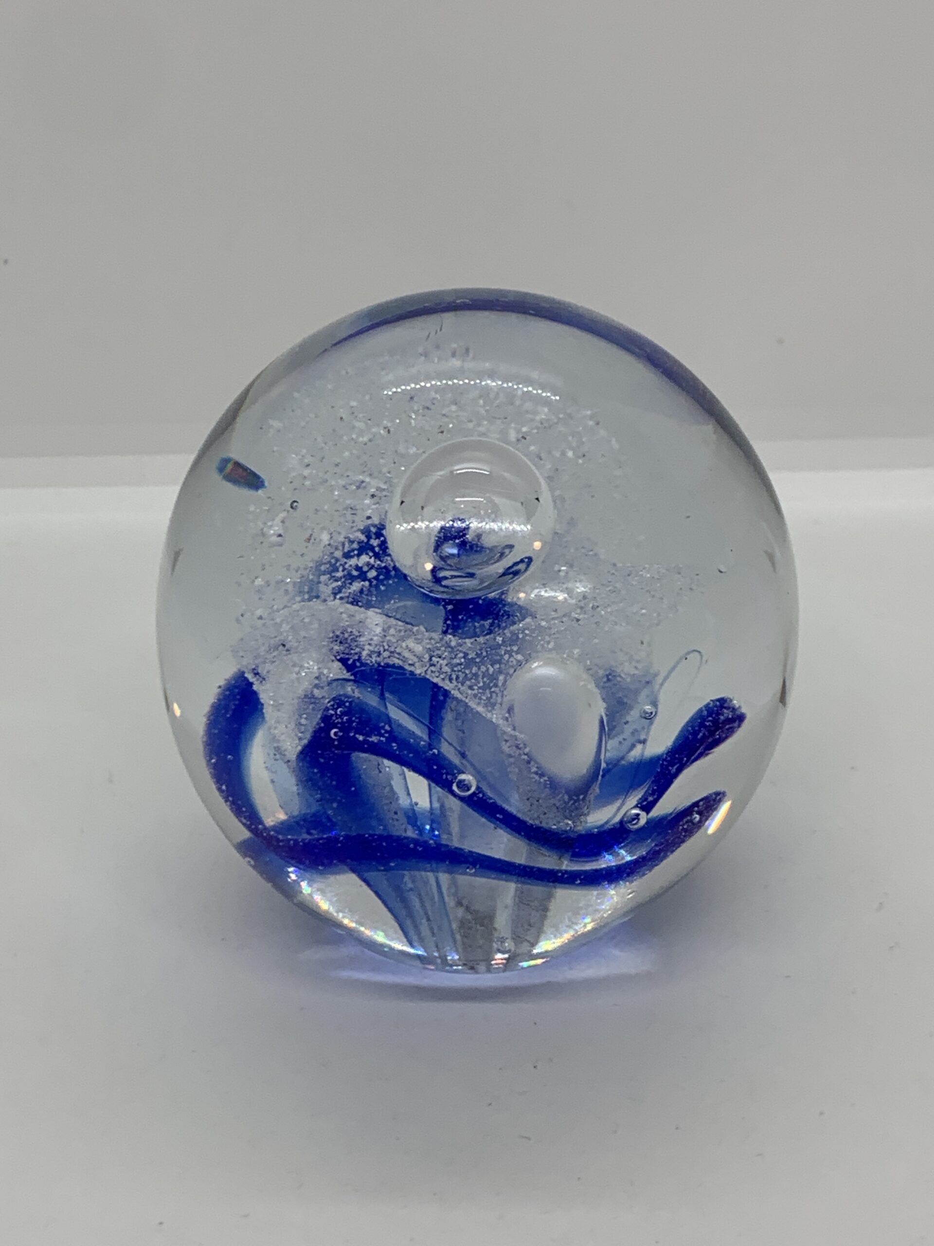Controlled Bubble with Blue Swirl Paperweight 8.5cm - Vintage Keepsakes