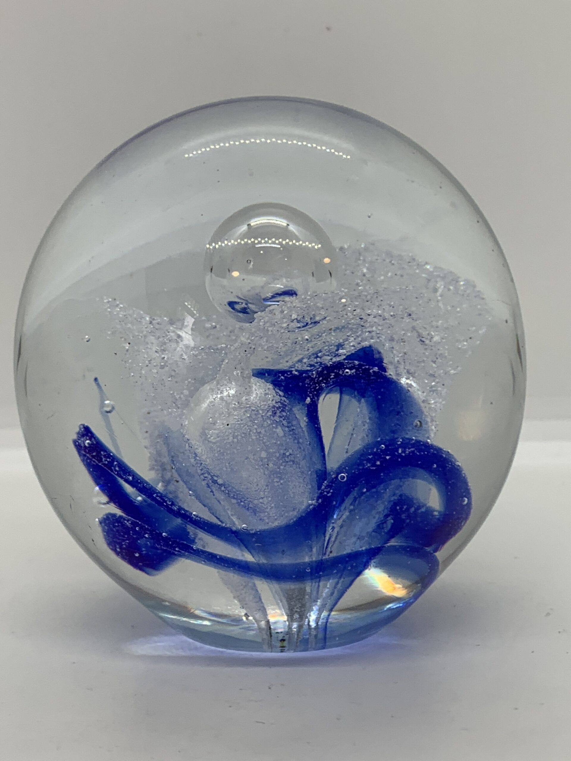 Controlled Bubble with Blue Swirl Paperweight 8.5cm - Vintage Keepsakes