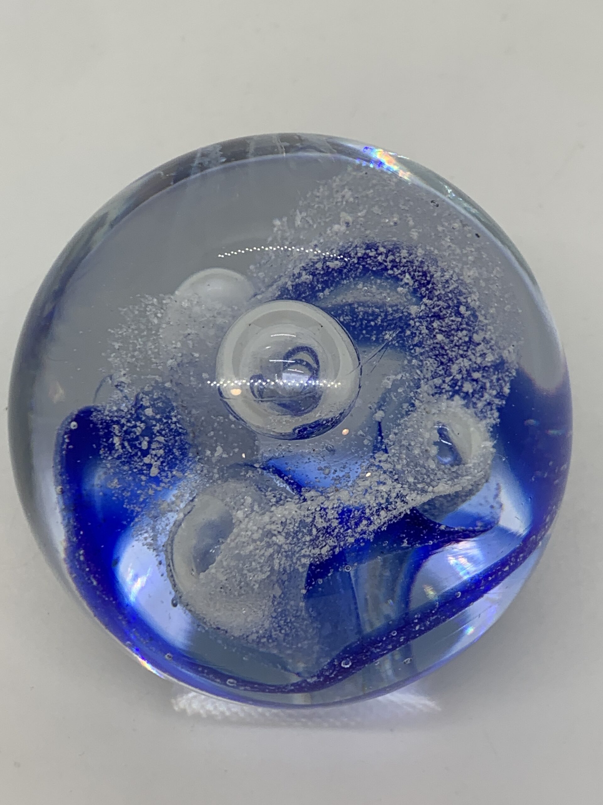 Controlled Bubble with Blue Swirl Paperweight 8.5cm - Vintage Keepsakes