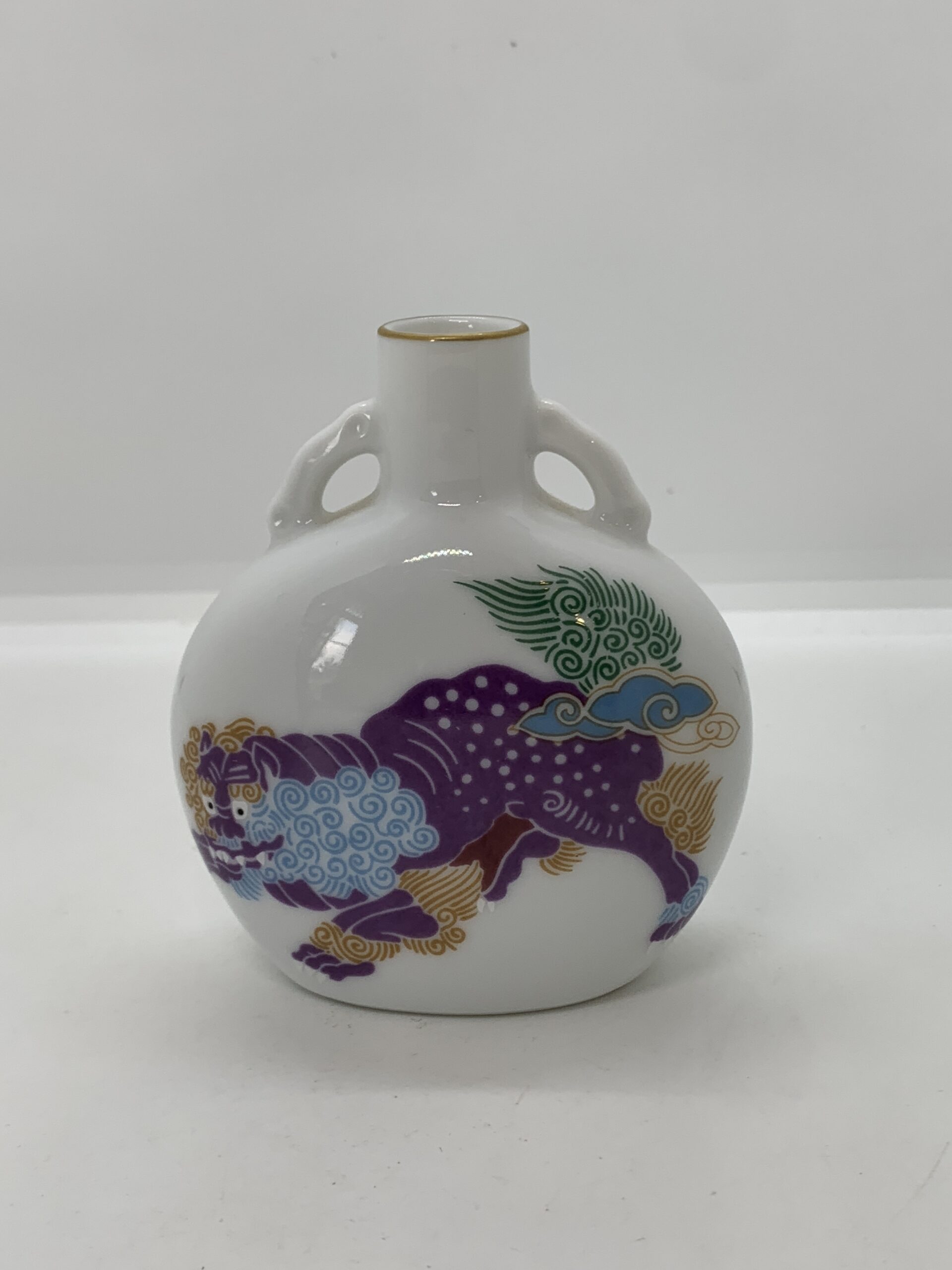 Miniature Noritake Vase with Foo Dog Pattern 8cm - Vintage Keepsakes