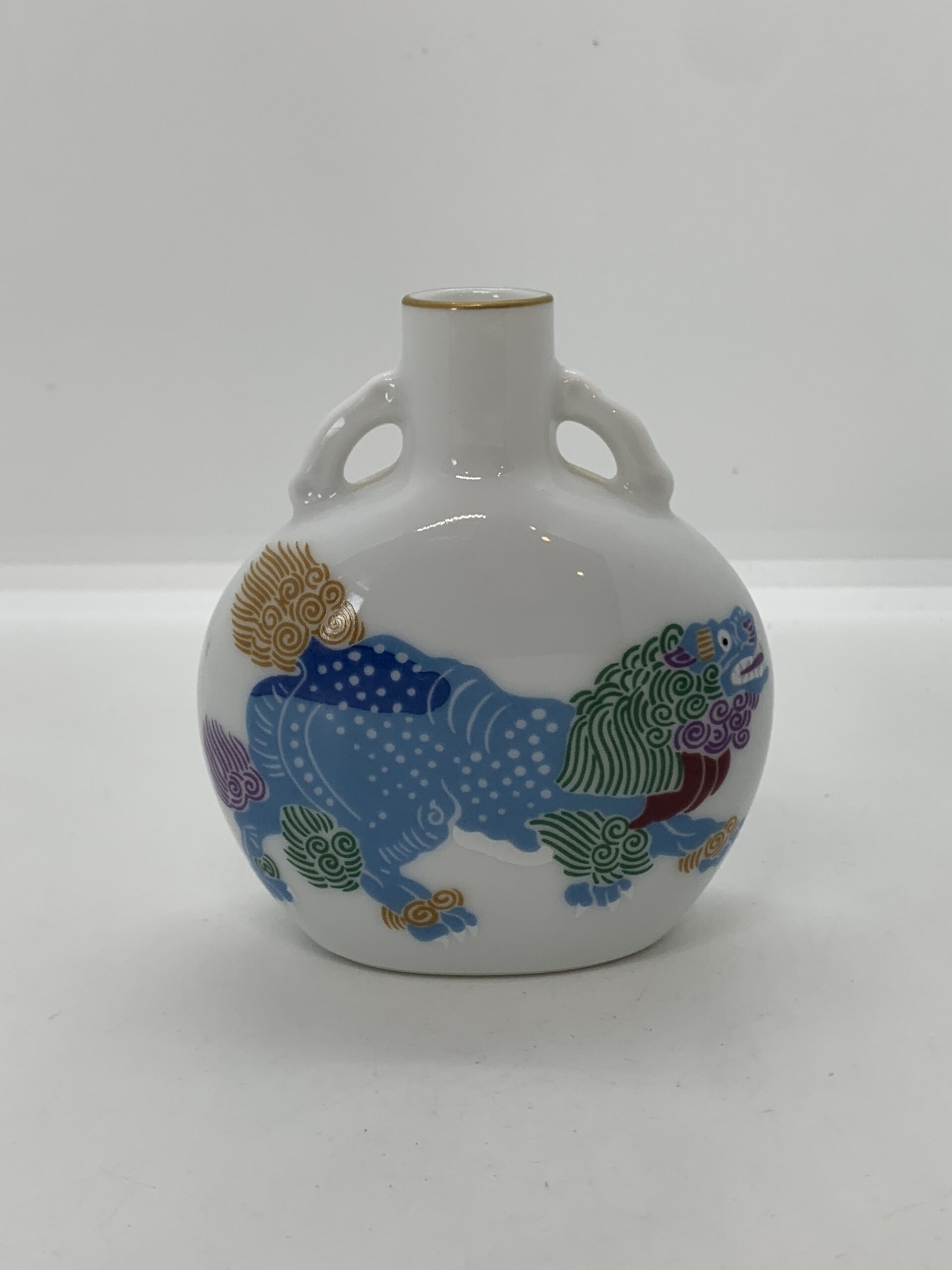 Miniature Noritake Vase with Foo Dog Pattern 8cm - Vintage Keepsakes