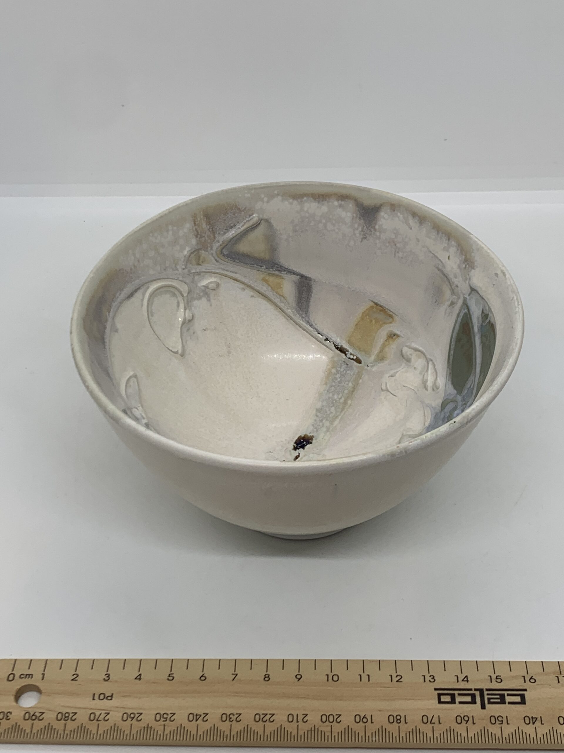 Kevin Boyd Australian Pottery White with green Leaf bowl 15cm - signed ...