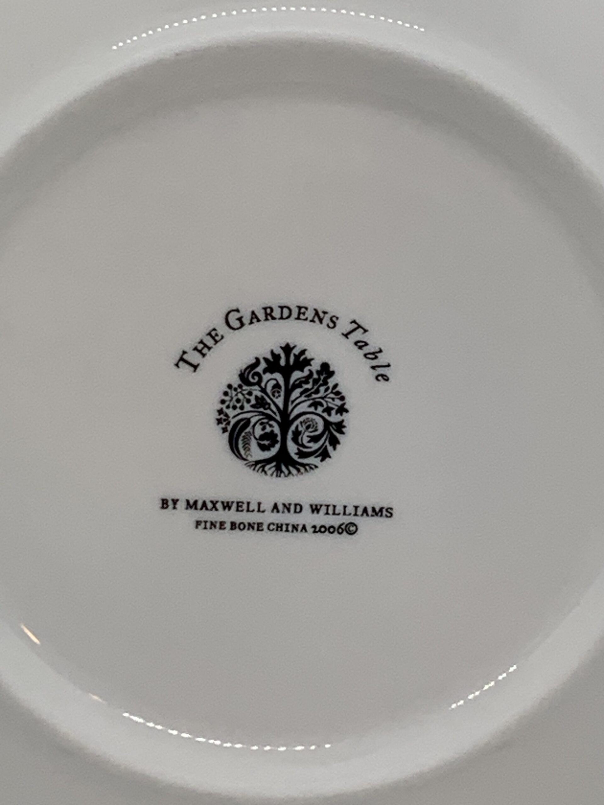Botanica Native Fuschia Wall Plate - The Garden Table Maxwell and ...