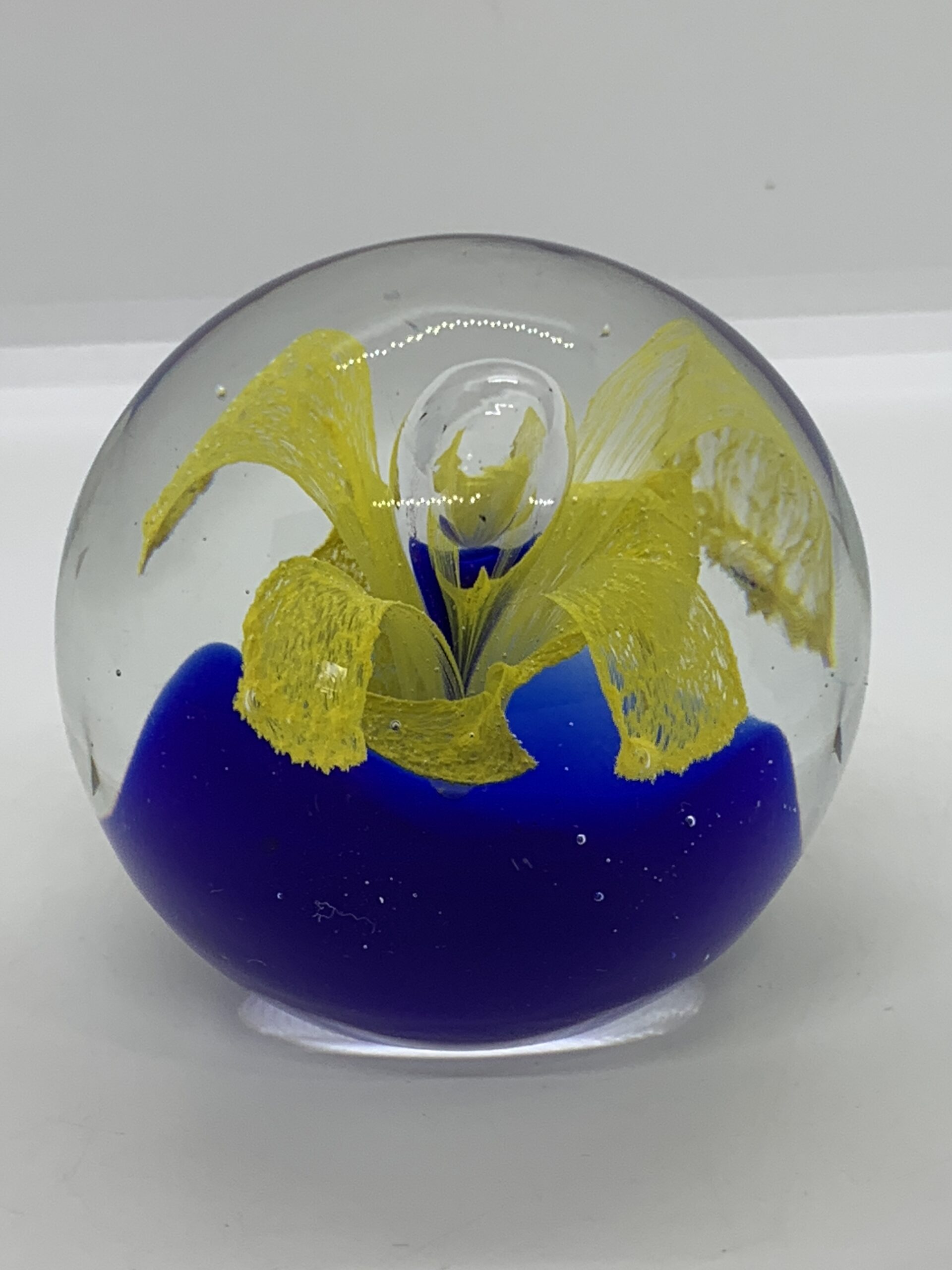 Paperweight with a Controlled Bubble and Yellow Burst 6.5cm - Vintage ...