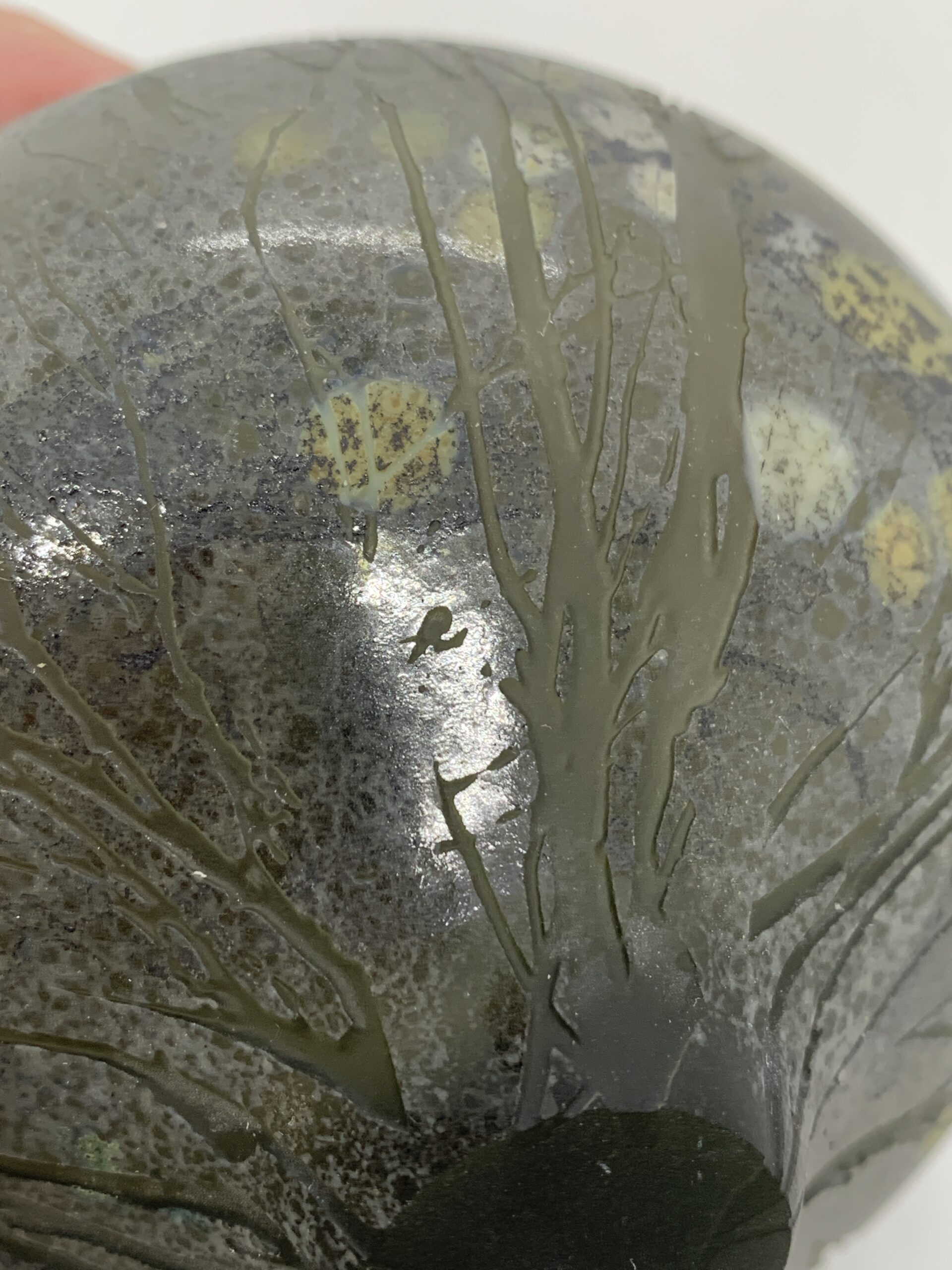Glass Paperweight Orb with Incised Tree Design 10cm - Vintage Keepsakes