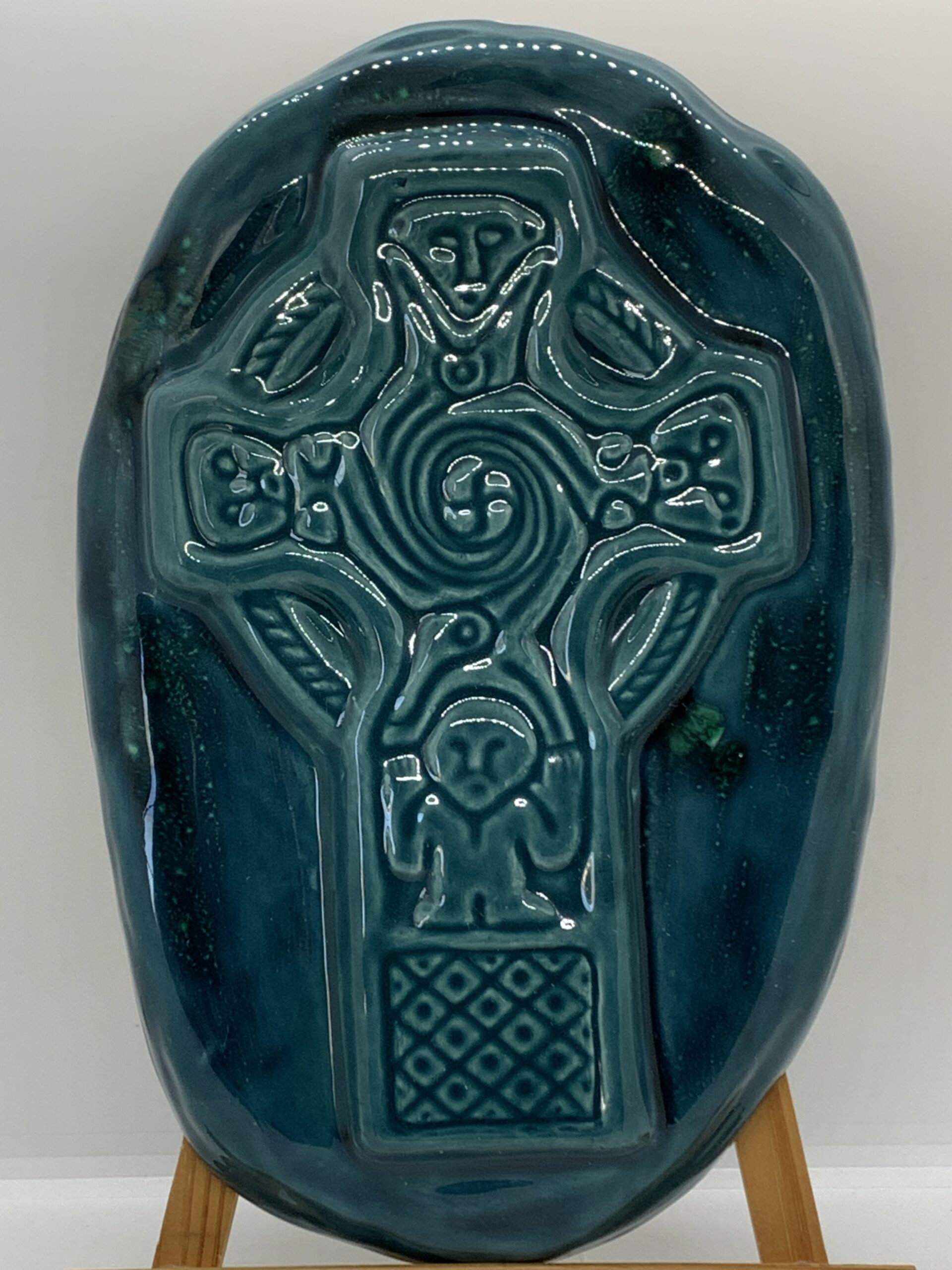 Vintage Achill Pottery Gallen Cross 29cm - Vintage Keepsakes