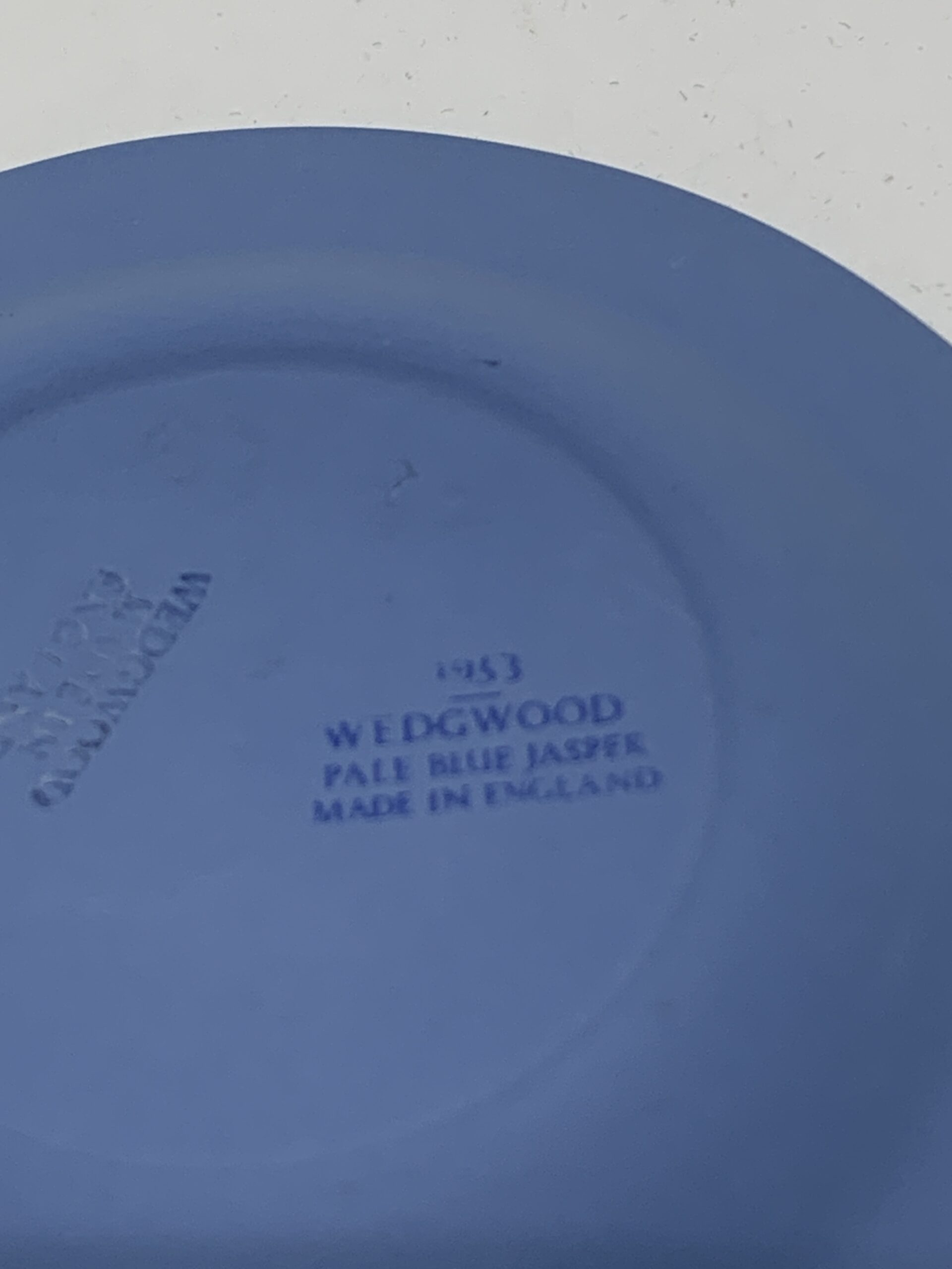 Jasperware Pale Blue ER Plate 11cm - Vintage Keepsakes
