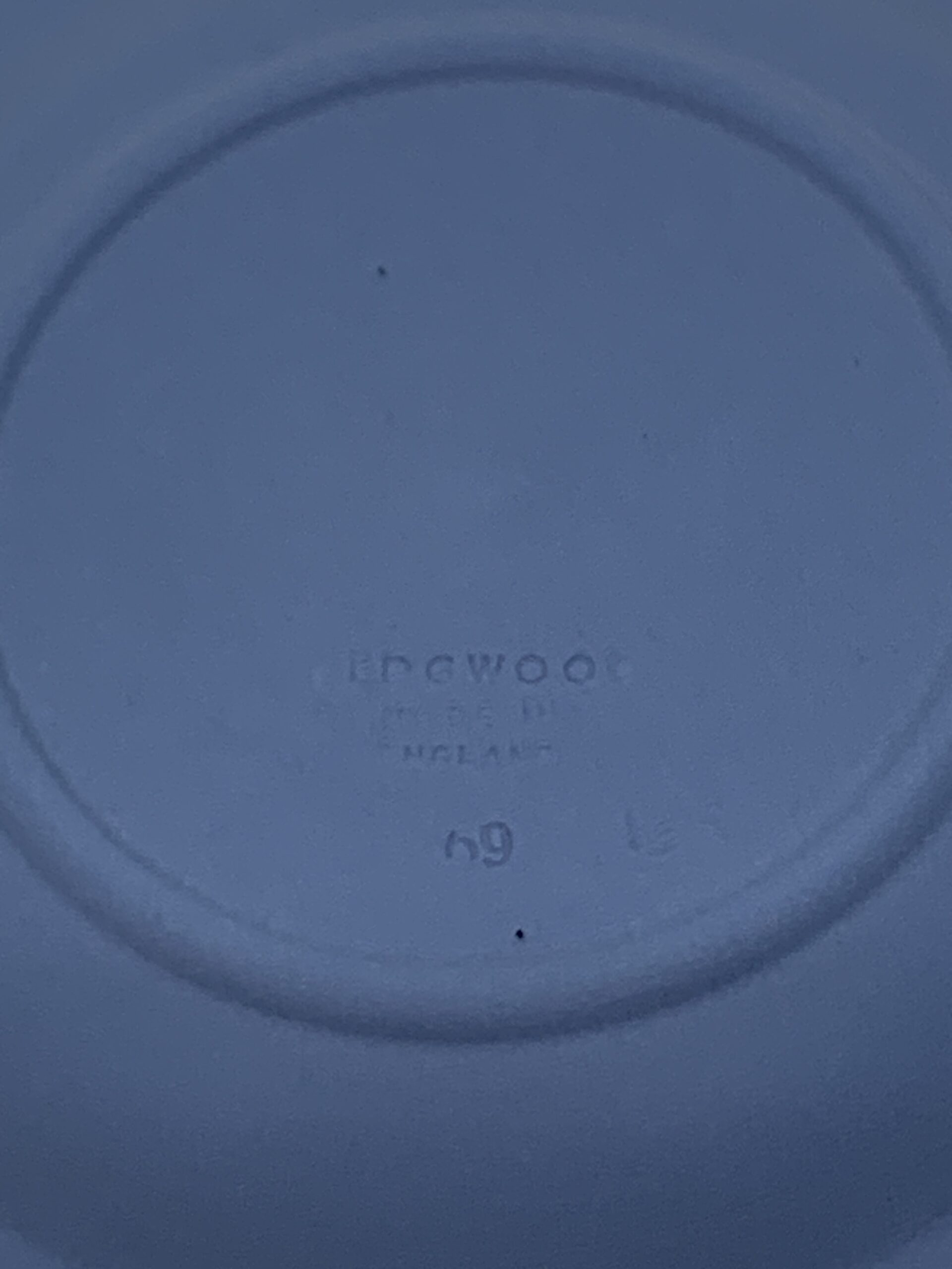 Jasperware James Cook Cameo Blue Plate 11cm - Vintage Keepsakes