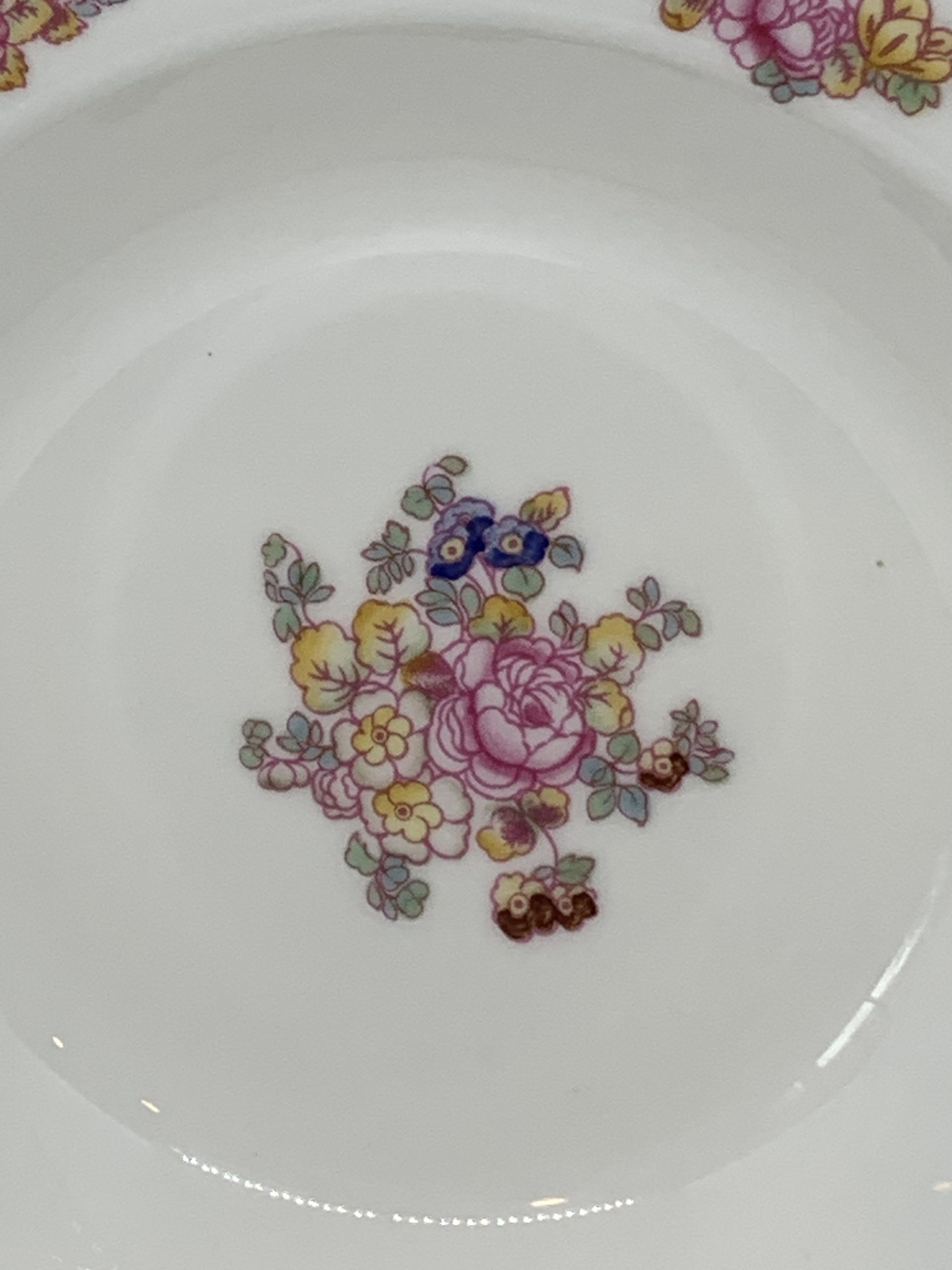 Minton Bone China A.4807 Minton Rose Bowl 23cm - Vintage Keepsakes