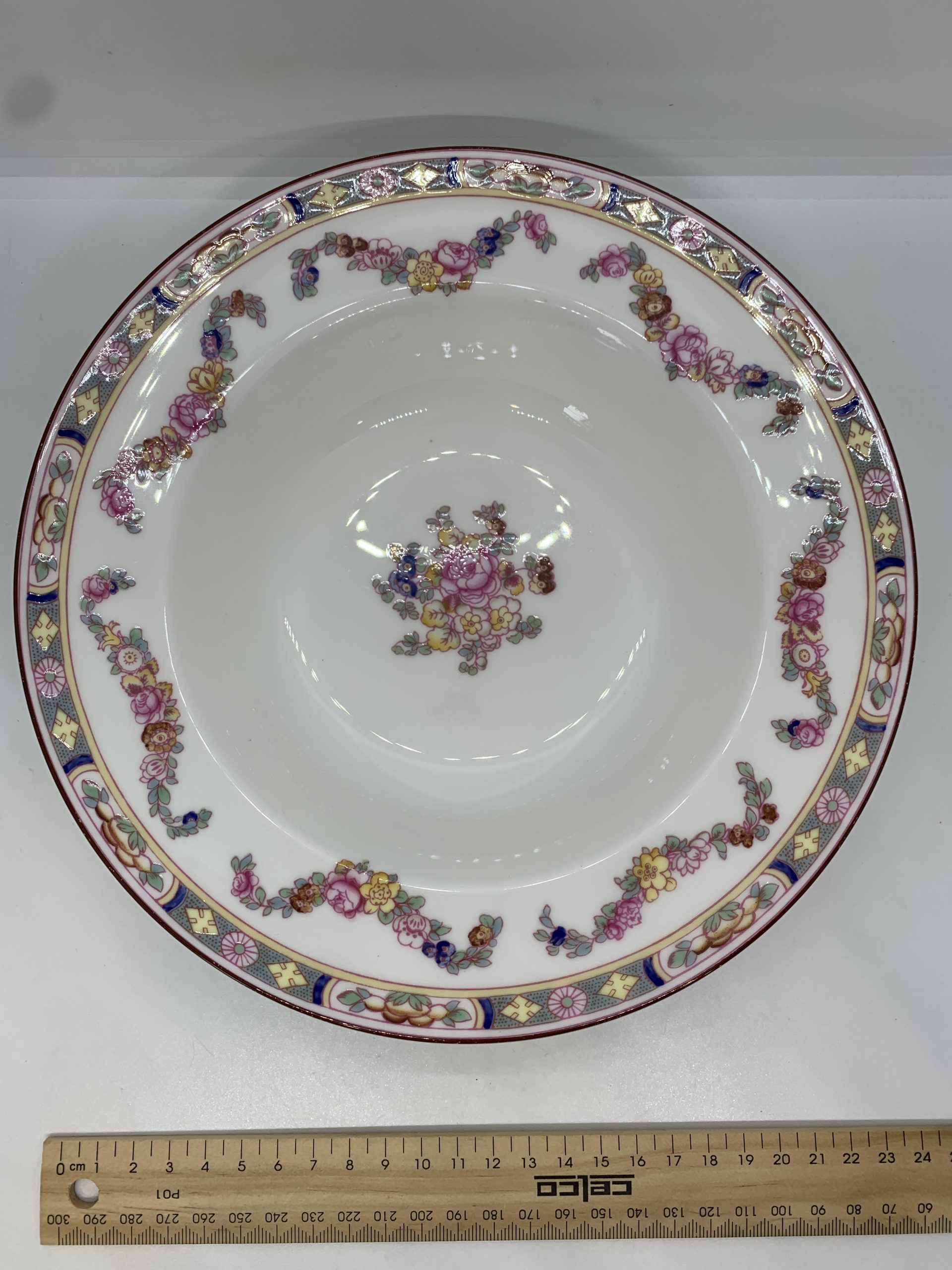 Minton Bone China A.4807 Minton Rose Bowl 23cm - Vintage Keepsakes