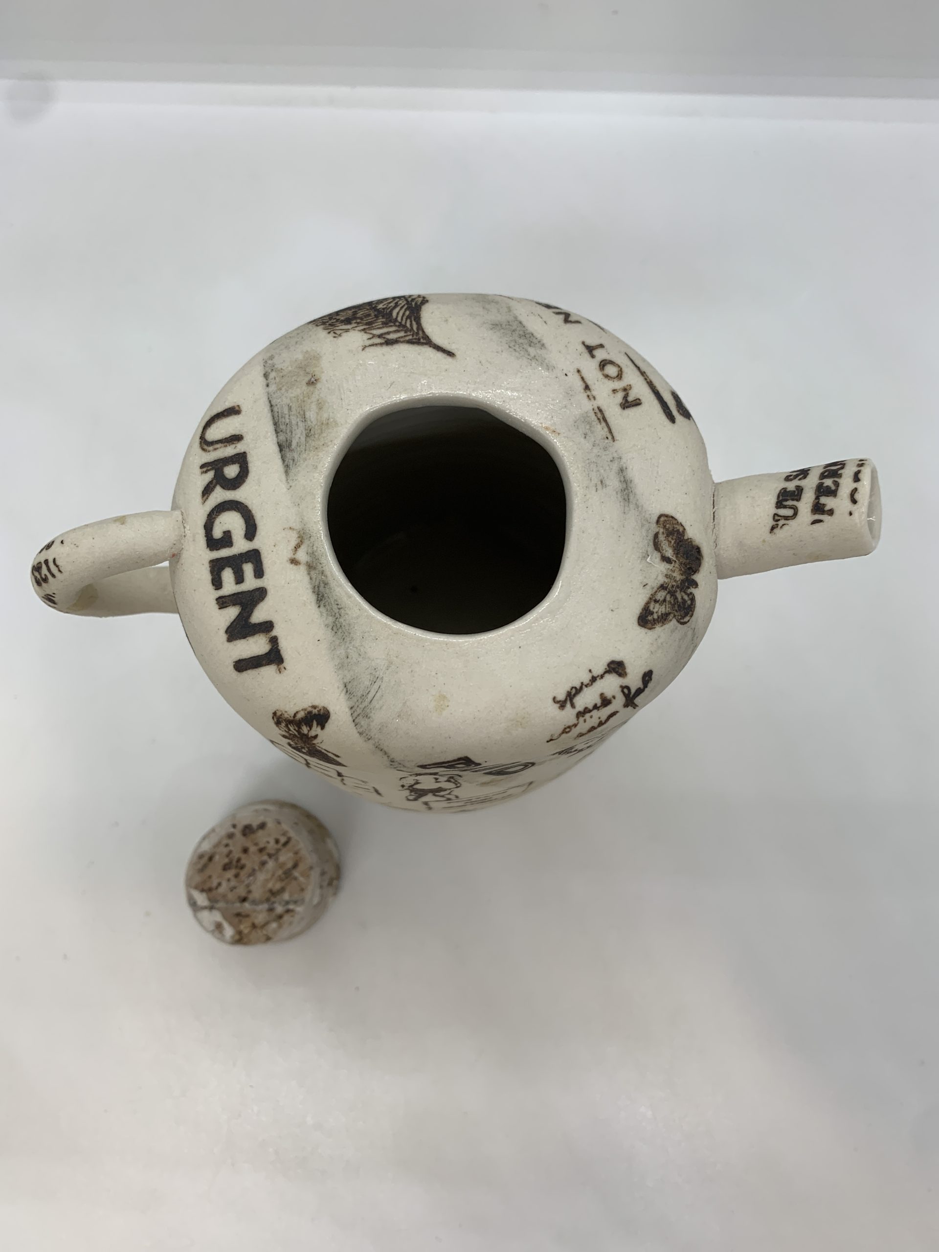 Sue Sanderson Pottery Teapot 16cm - Vintage Keepsakes