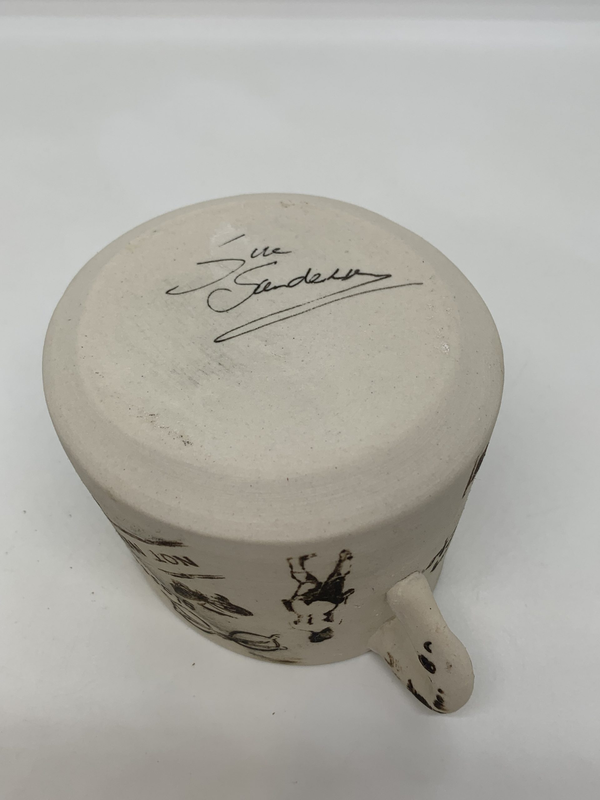 Sue Sanderson Potter Teacup 7cm - Vintage Keepsakes
