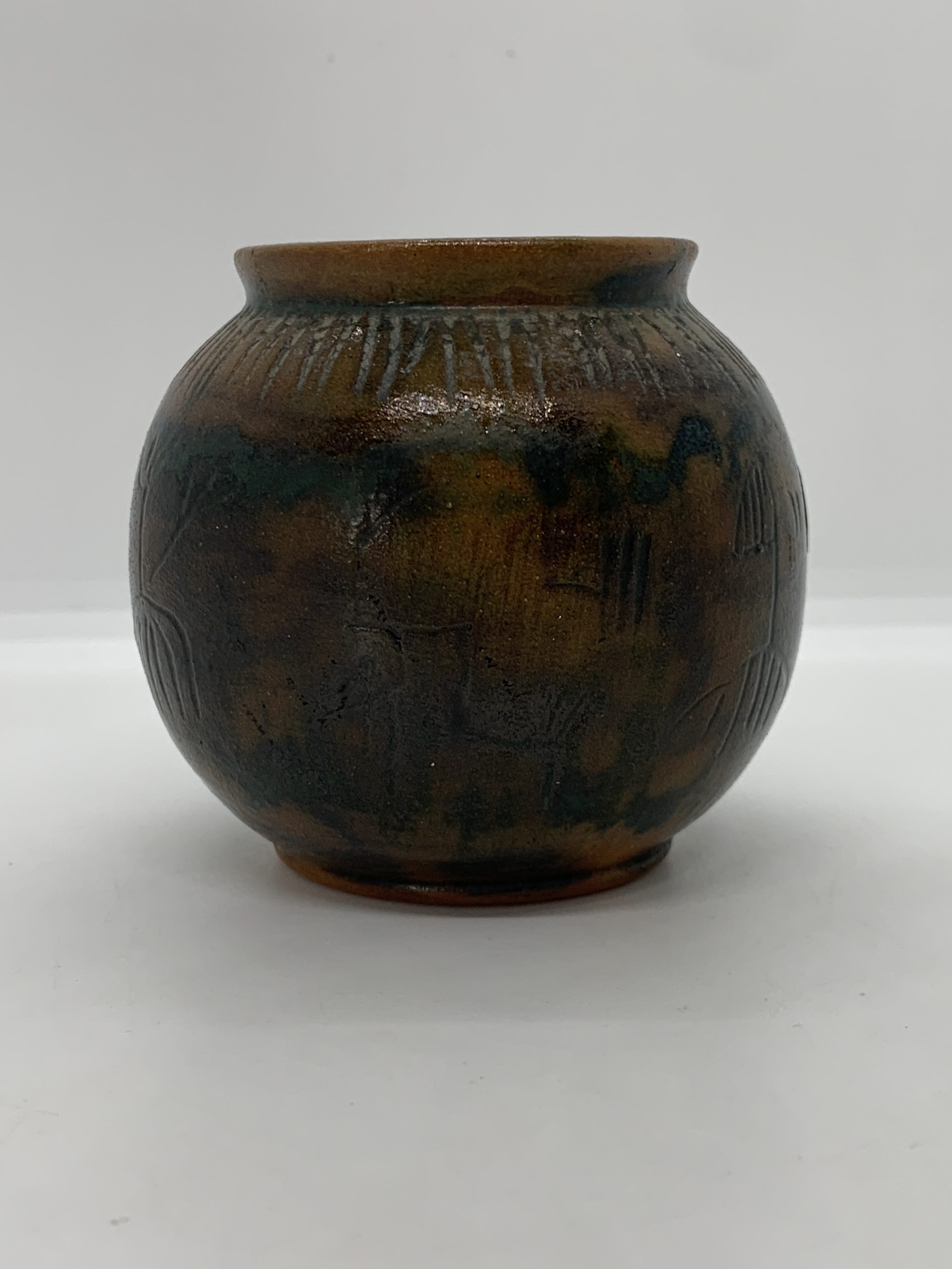 Elke Pottery Ball Vase (stickered) 9cm - Vintage Keepsakes