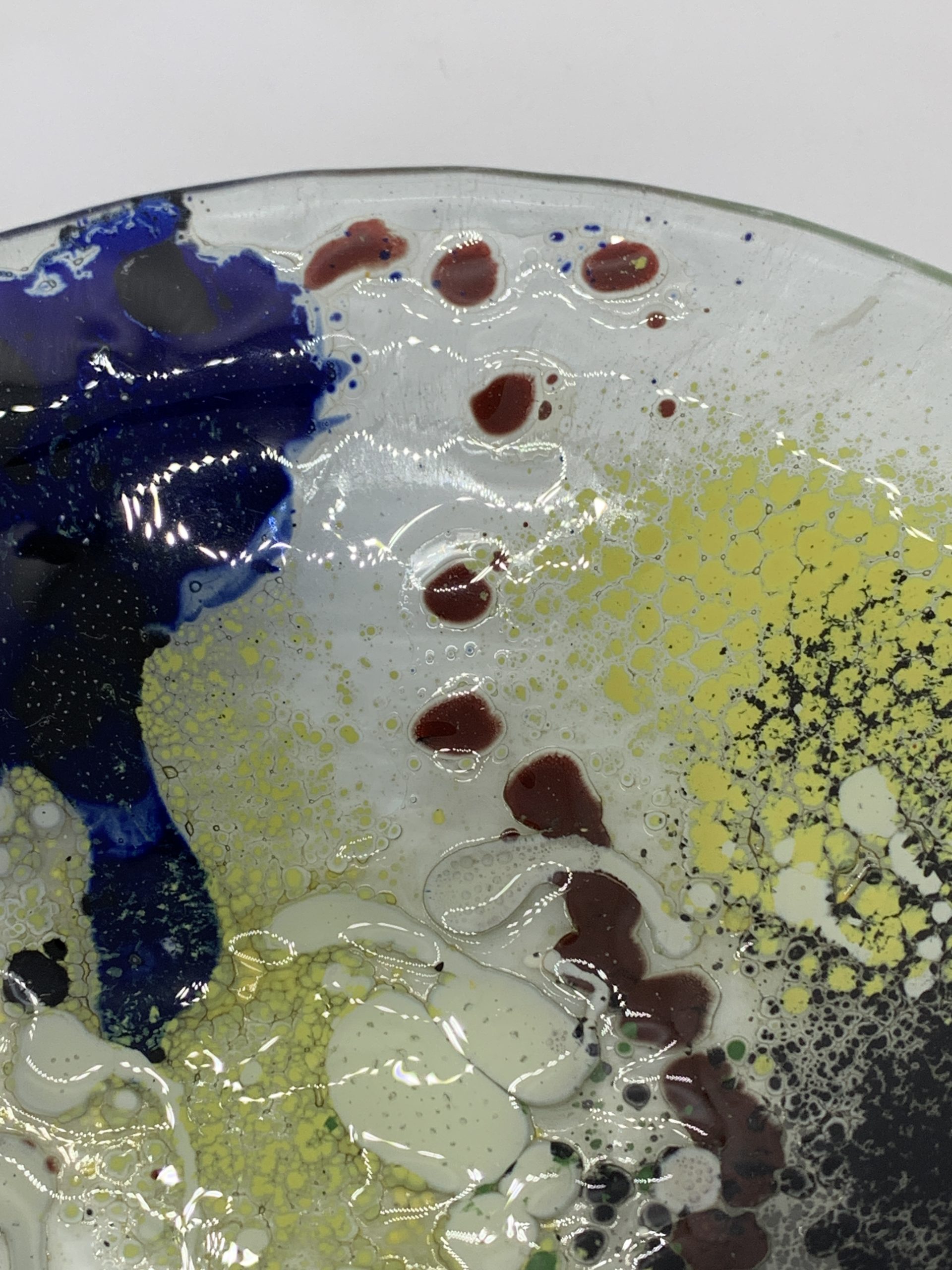 Glass Fused Glass Bowl 21.5cm - Vintage Keepsakes