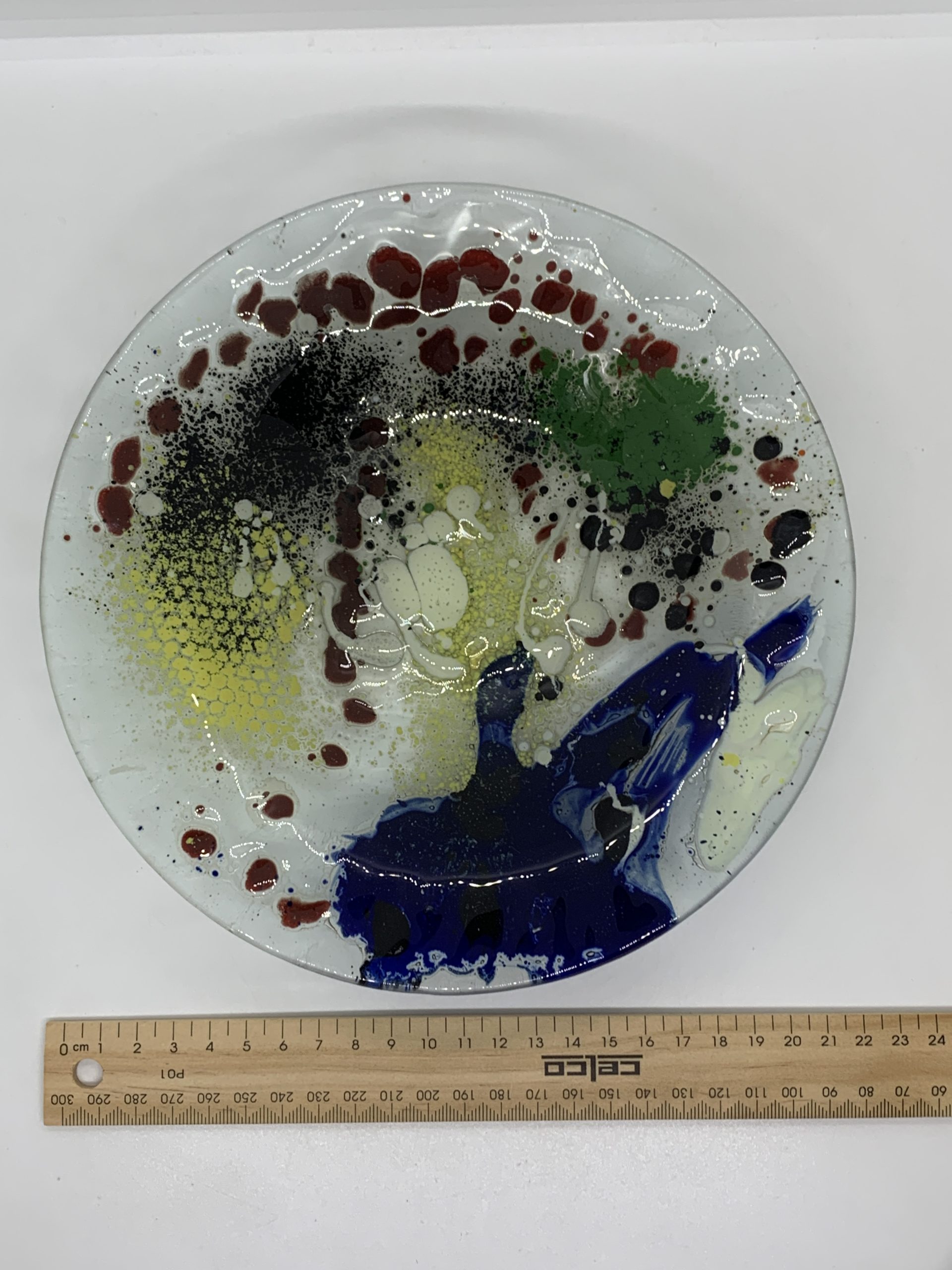 Glass Fused Glass Bowl 21.5cm - Vintage Keepsakes