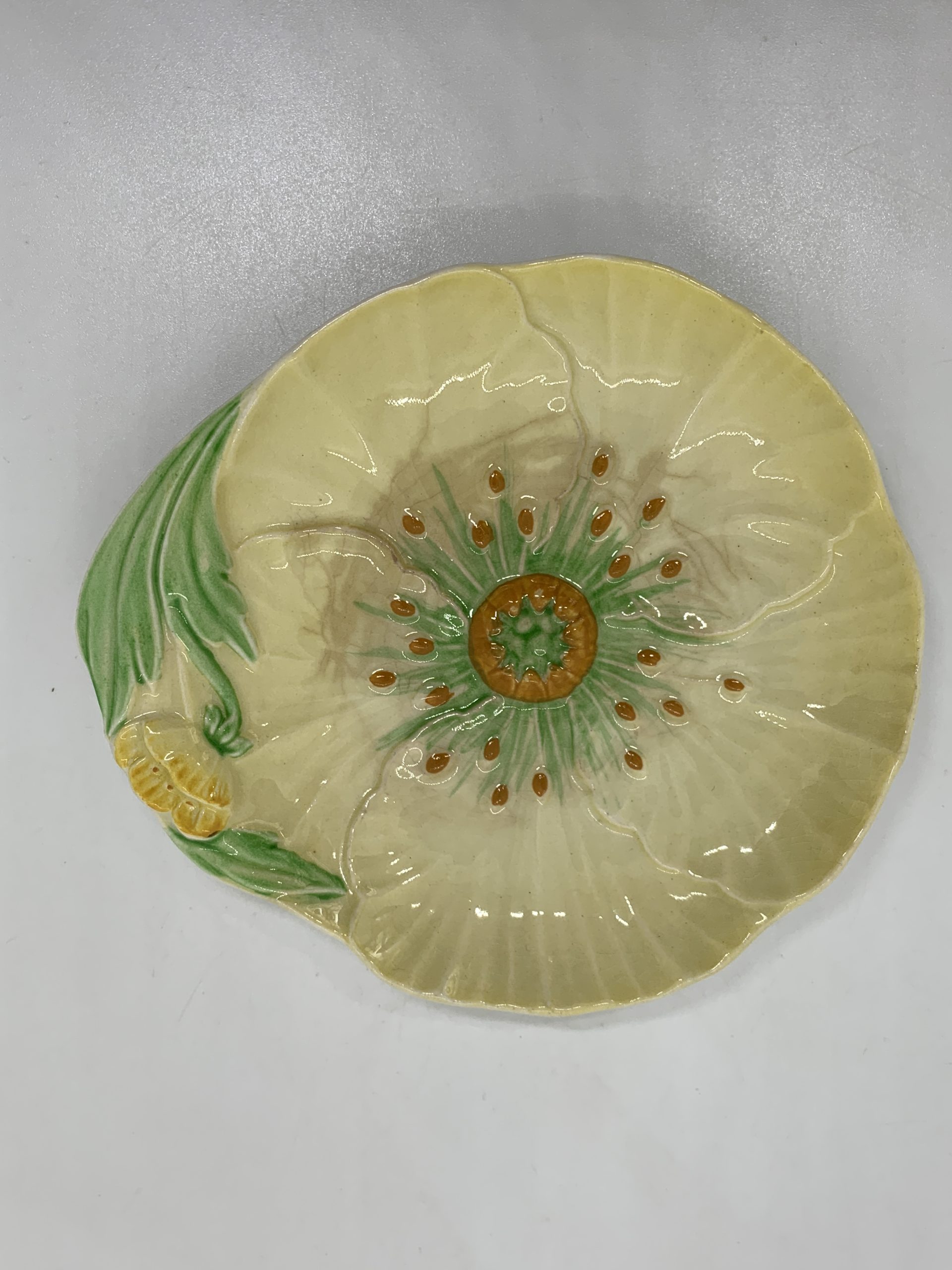 Carltonware Yellow Buttercup Plate (approx 14cm) - Vintage Keepsakes