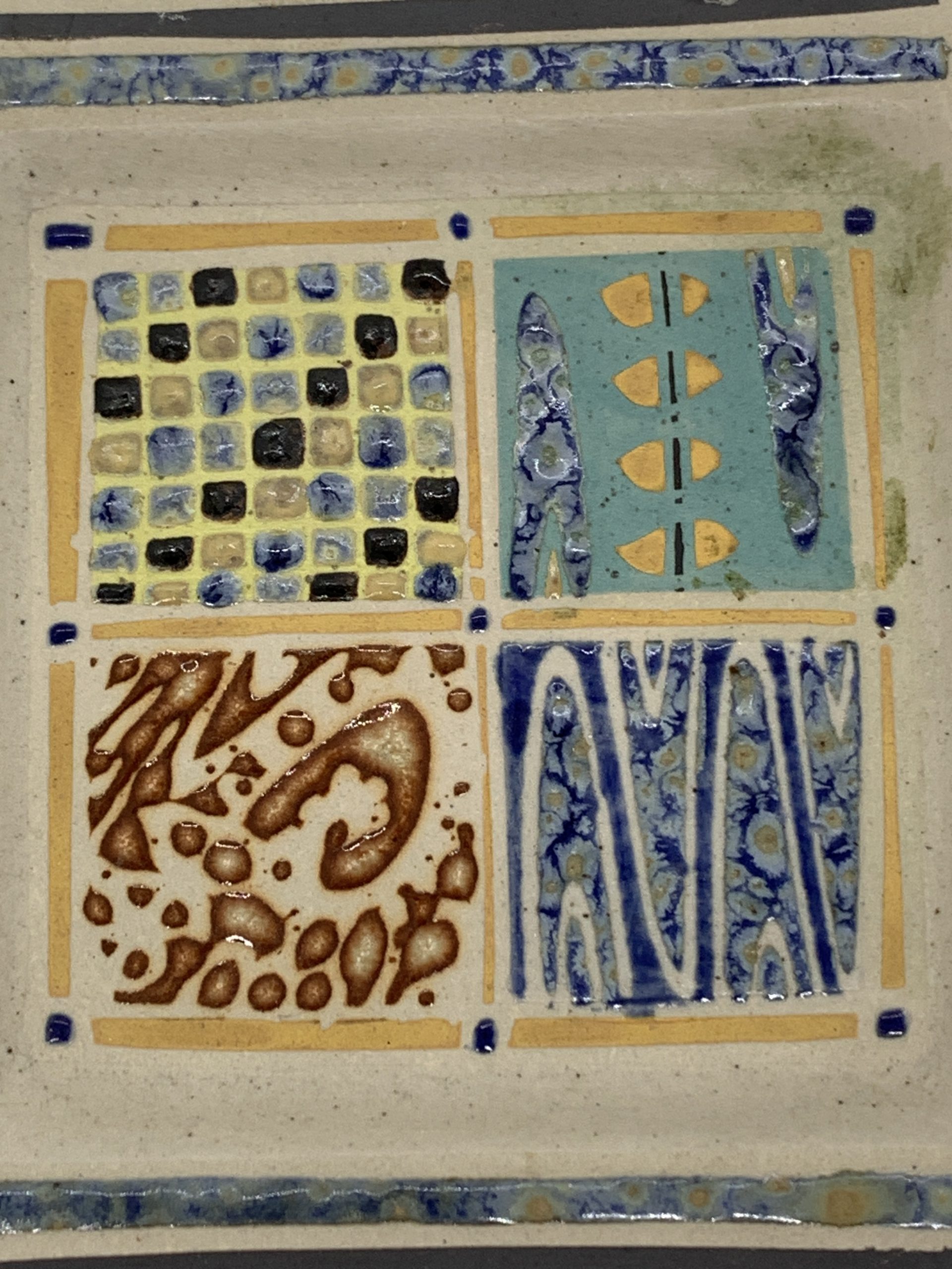 Square Pottery Plate 14cm - Vintage Keepsakes