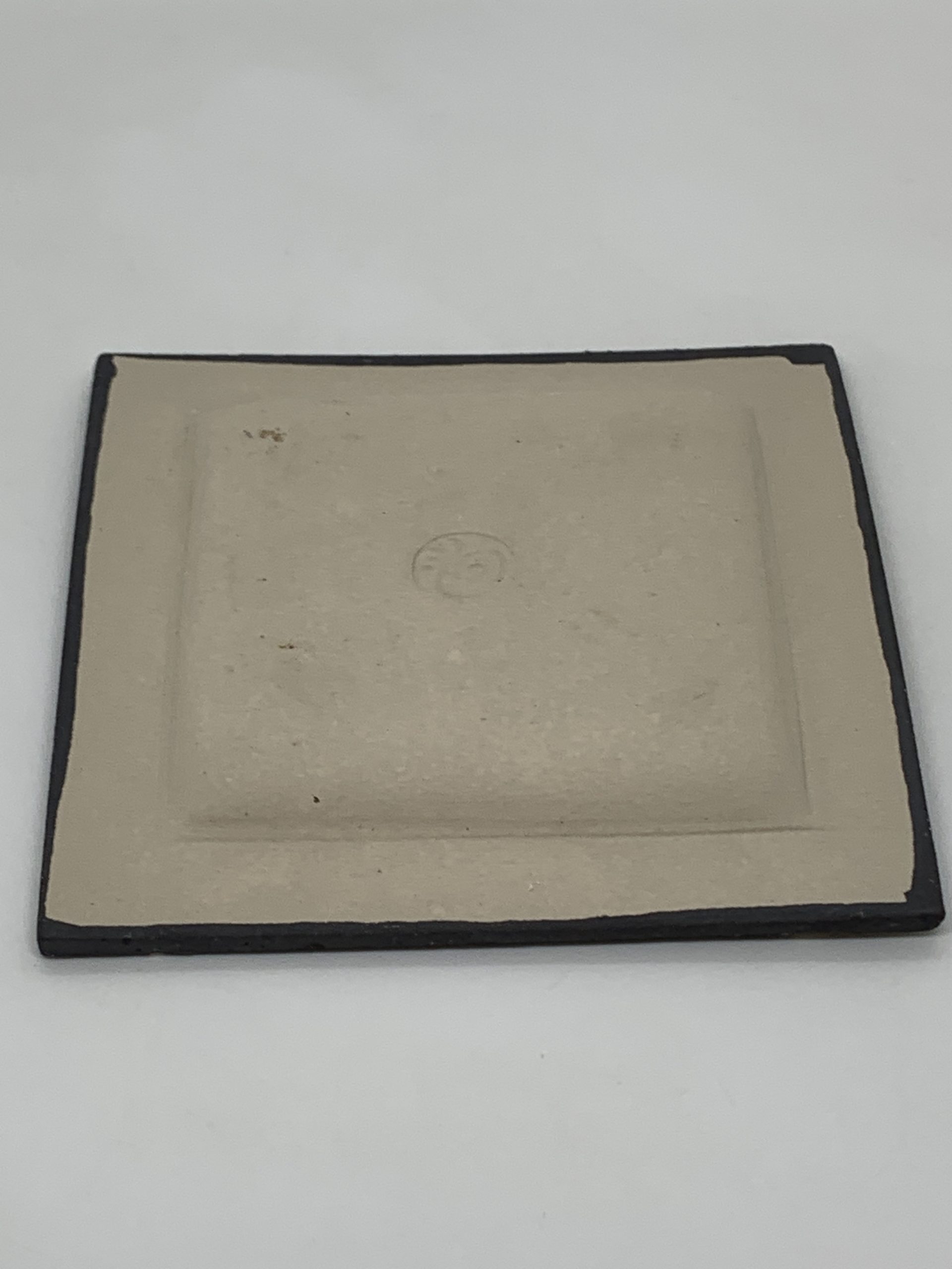 Square Pottery Plate 14cm - Vintage Keepsakes